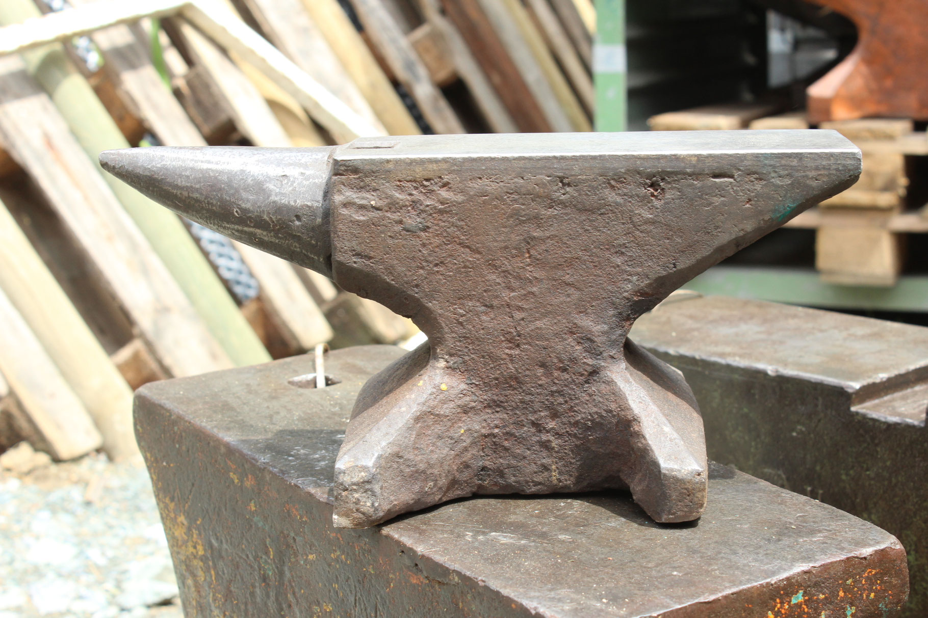 ANVILS LESS 200 LB - blacksmith anvils paradise by Emerald Koch