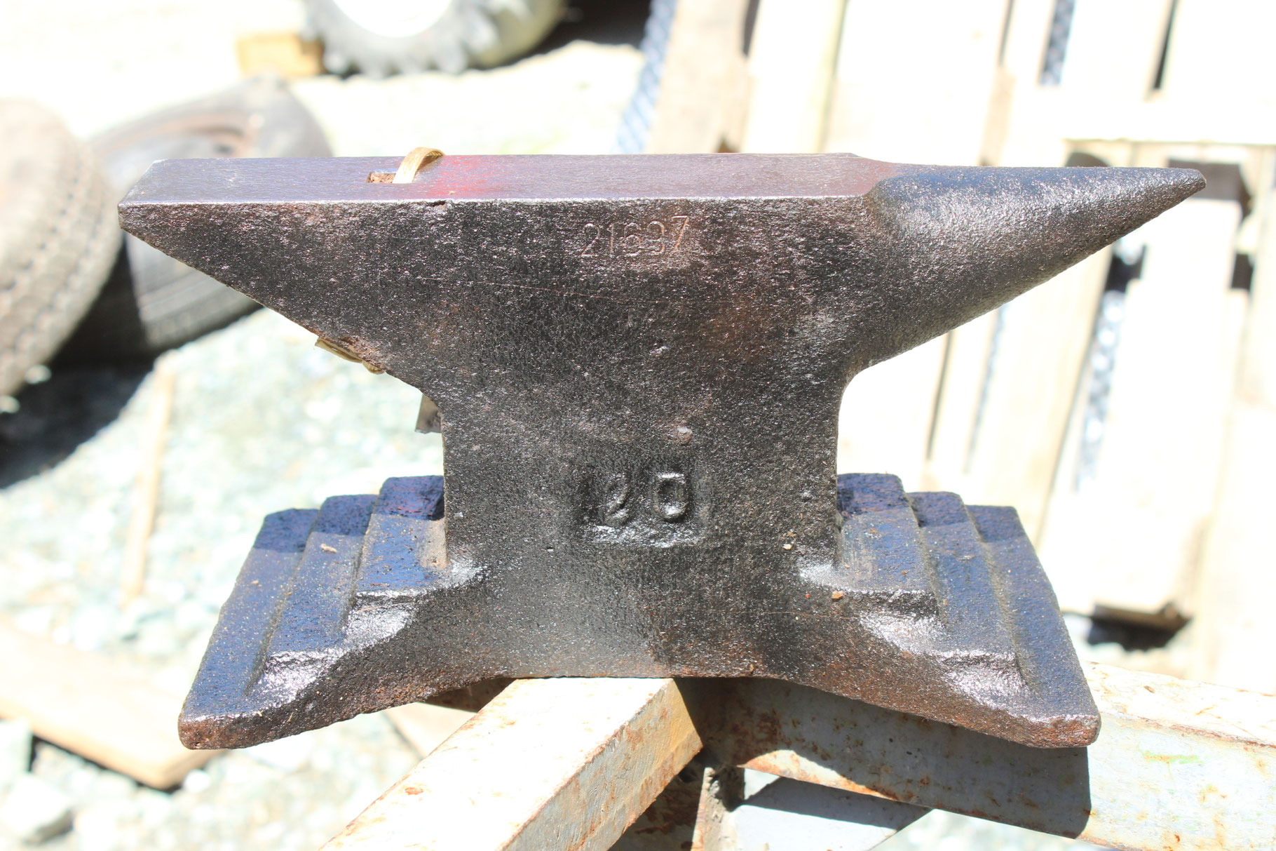 ANVILS LESS 200 LB - blacksmith anvils paradise by Emerald Koch