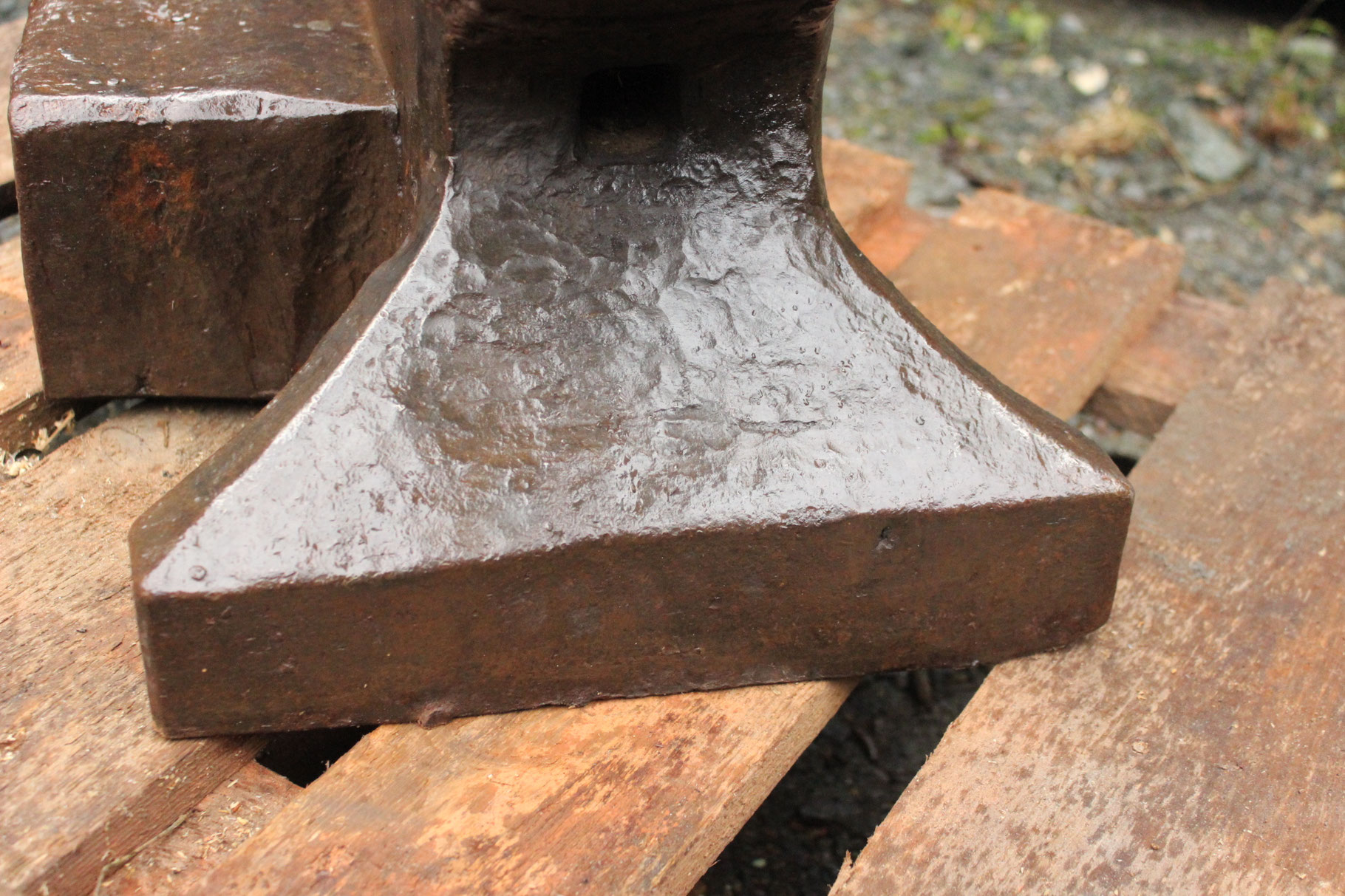 STAKE ANVILS - blacksmith anvils paradise by Emerald Koch