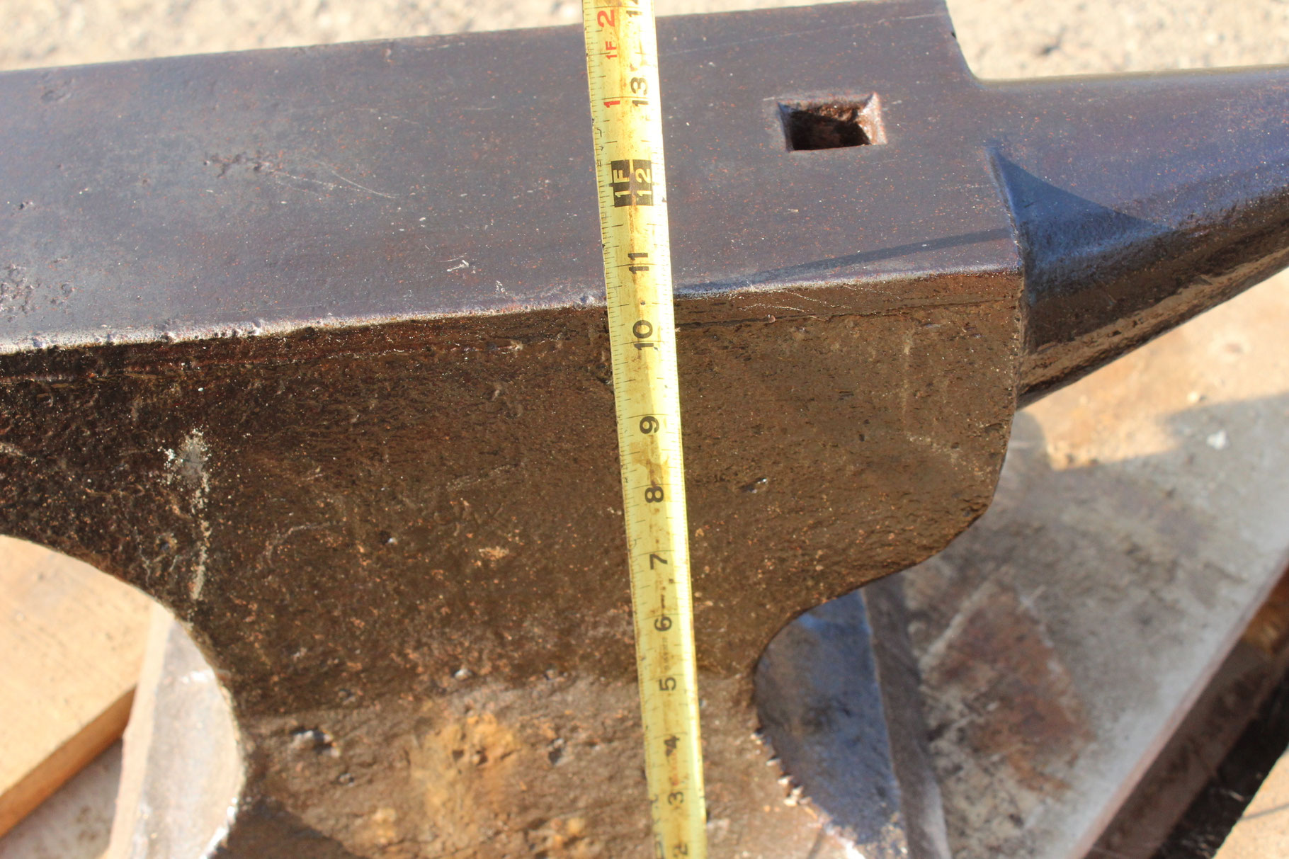 SPECIALIZED ON BLACKSMITH ANVILS AND FORGE TOOLS - blacksmith anvils ...