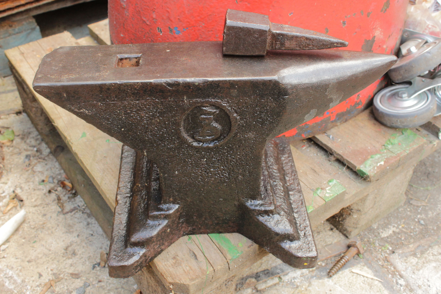 ANVILS LESS 200 LB - blacksmith anvils paradise by Emerald Koch