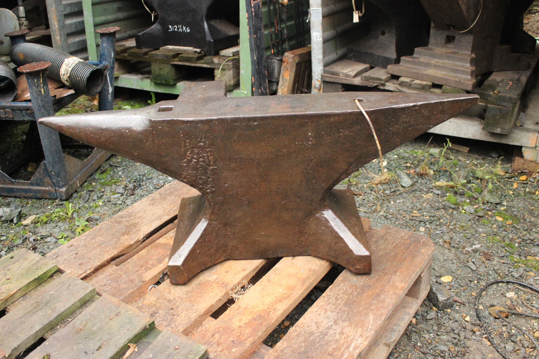 STAKE ANVILS - blacksmith anvils paradise by Emerald Koch