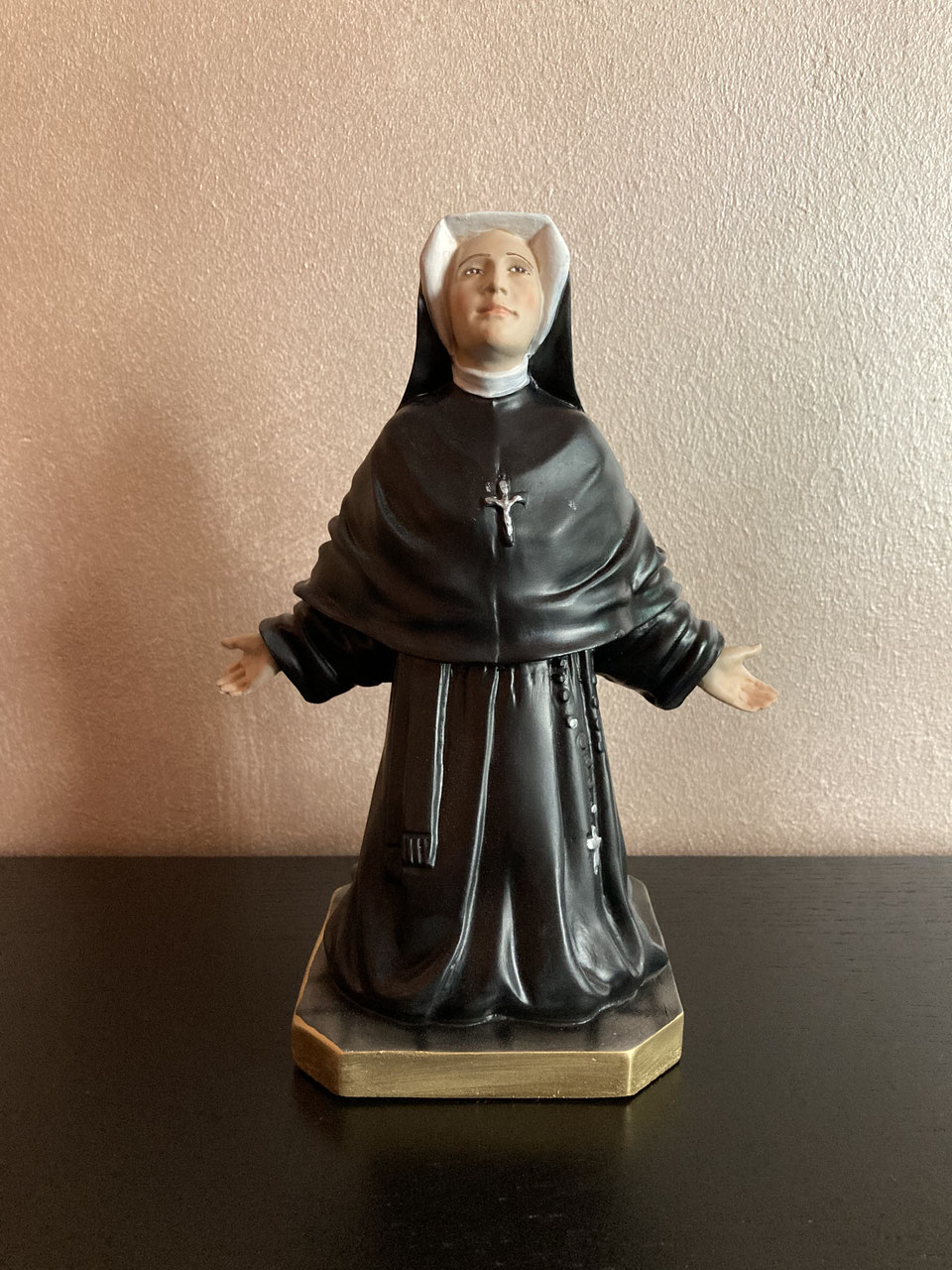 Saint Faustina Kowalska statue - Religious statues