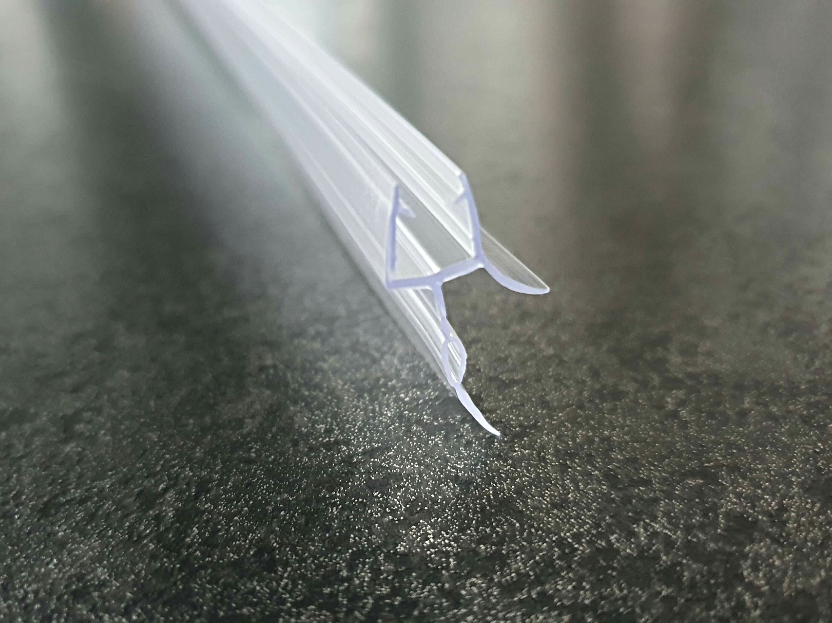 Duschdichtungen mit Dichtlippe und Wasserabweiser - Kristhal Dusche