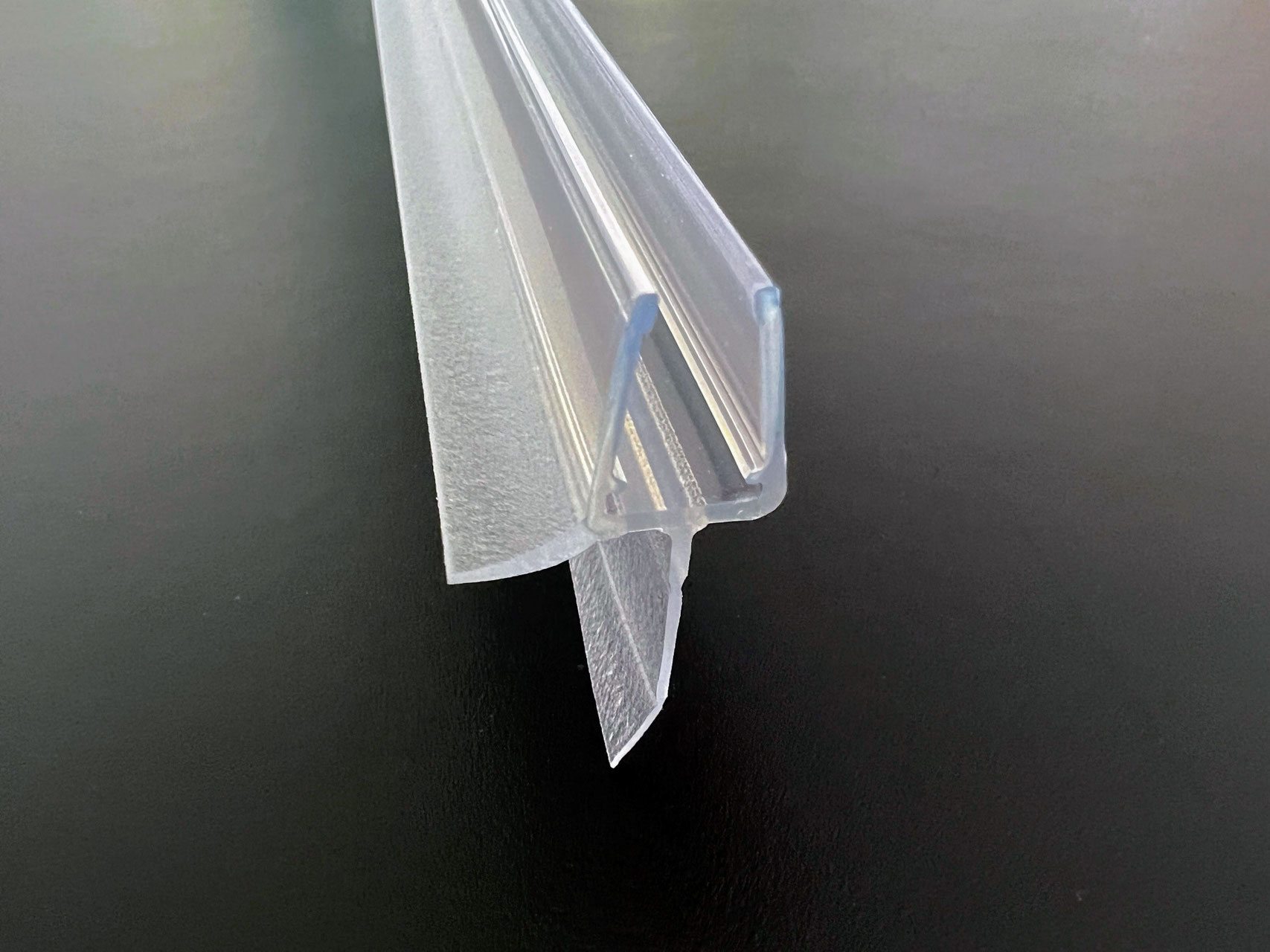 Duschdichtungen mit Dichtlippe und Wasserabweiser - Kristhal Dusche