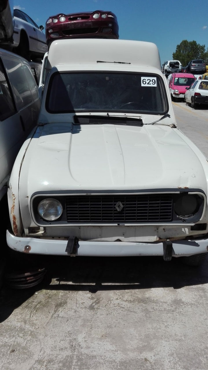 RENAULT- R-4 1.1 - San Pedro del Arroyo (Av) | CATV. Desguace vehiculos