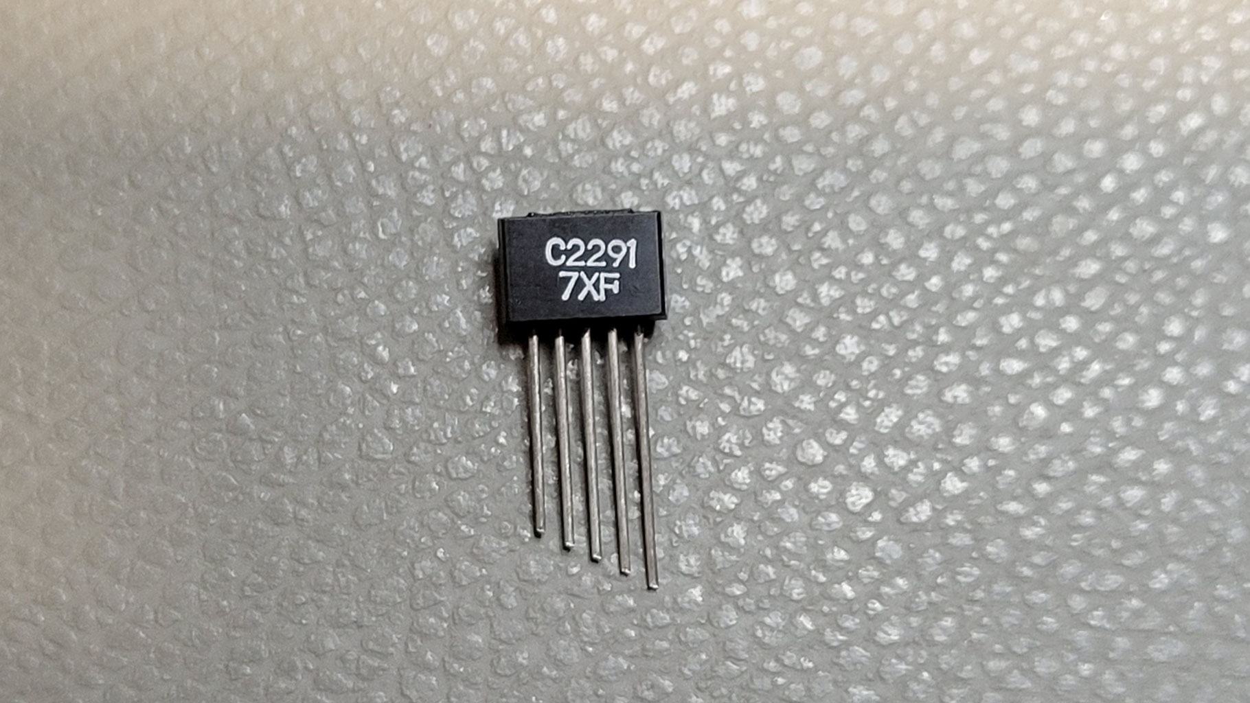 Electronic parts and kits - kumptronics