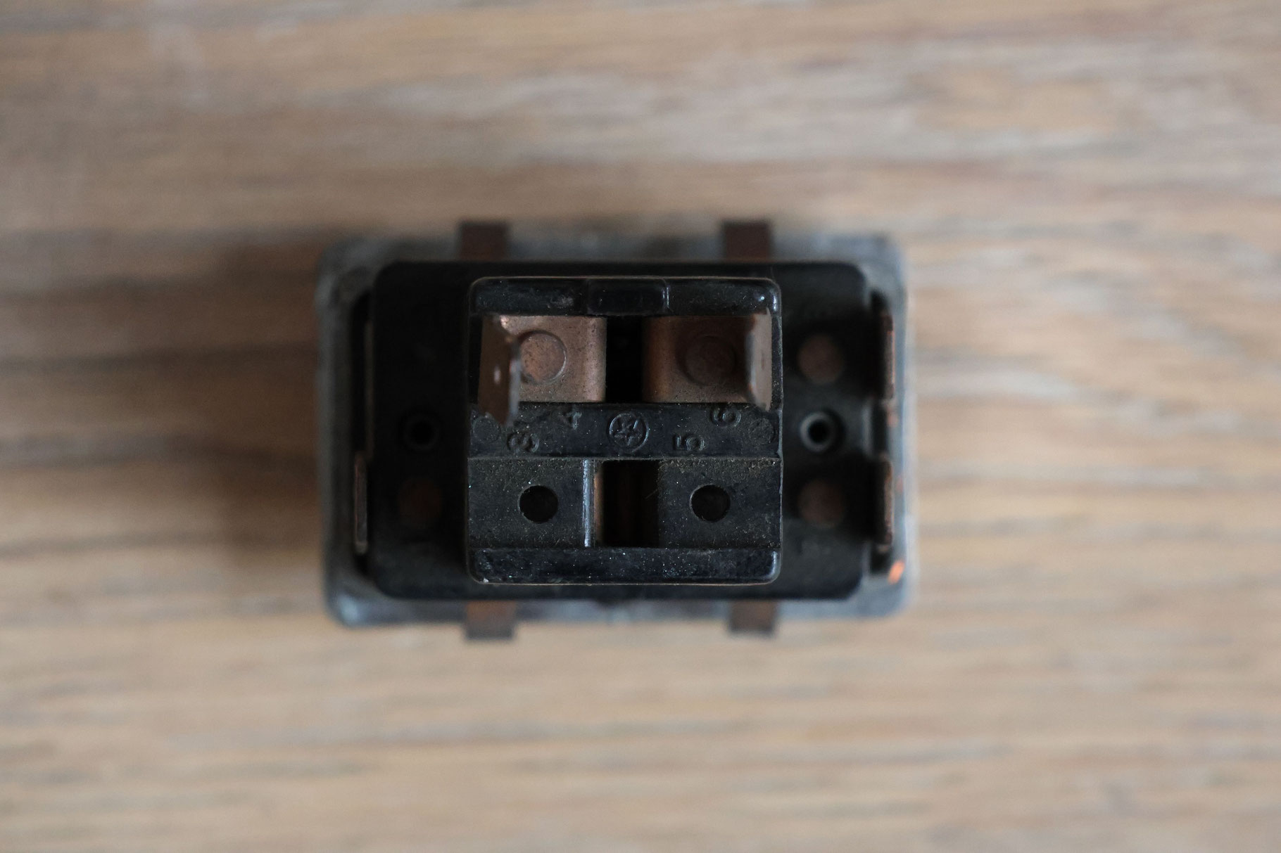 Switches Schalter De Tomaso - Iso Rivolta Club Deutschland