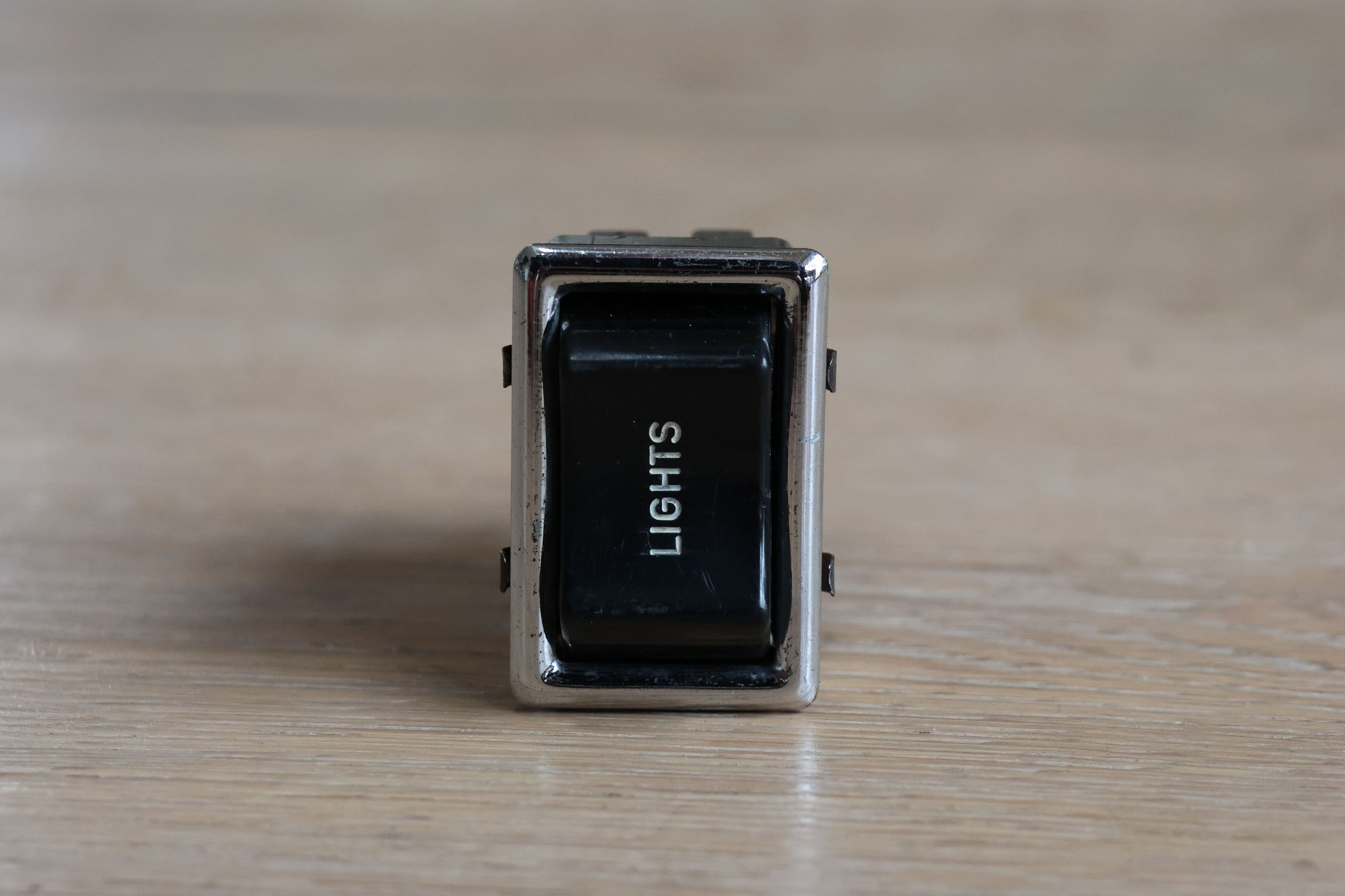 Switches Schalter De Tomaso - Iso Rivolta Club Deutschland