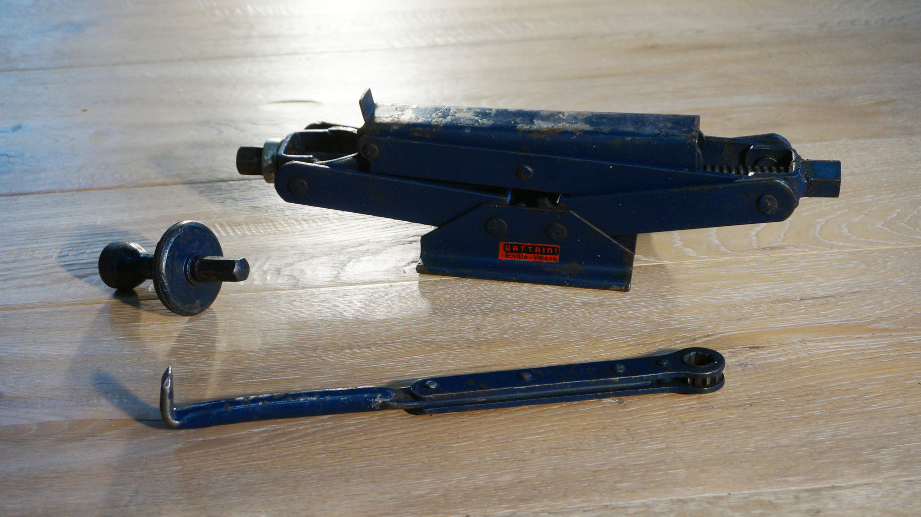 Jack Crick Wagenheber Battaini - Iso Rivolta Club Deutschland