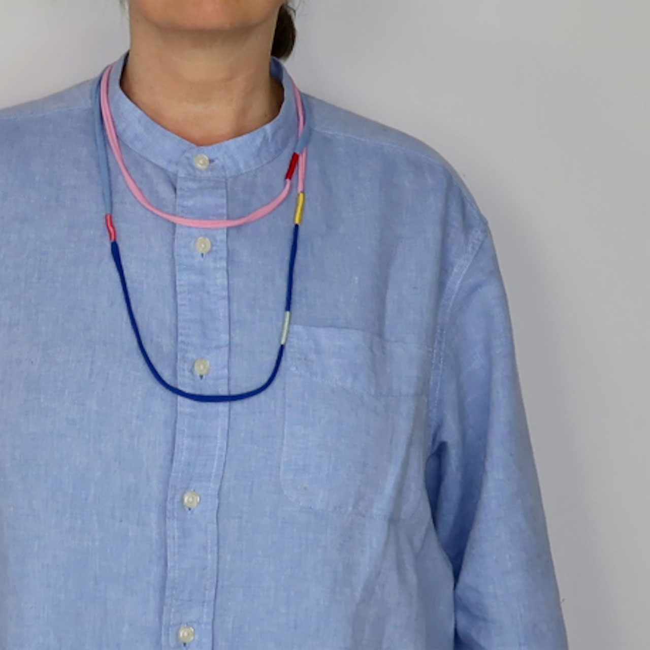 Anleitung: Kette aus T-Shirt Garn - tragbar - Mode & Textil Upcycling