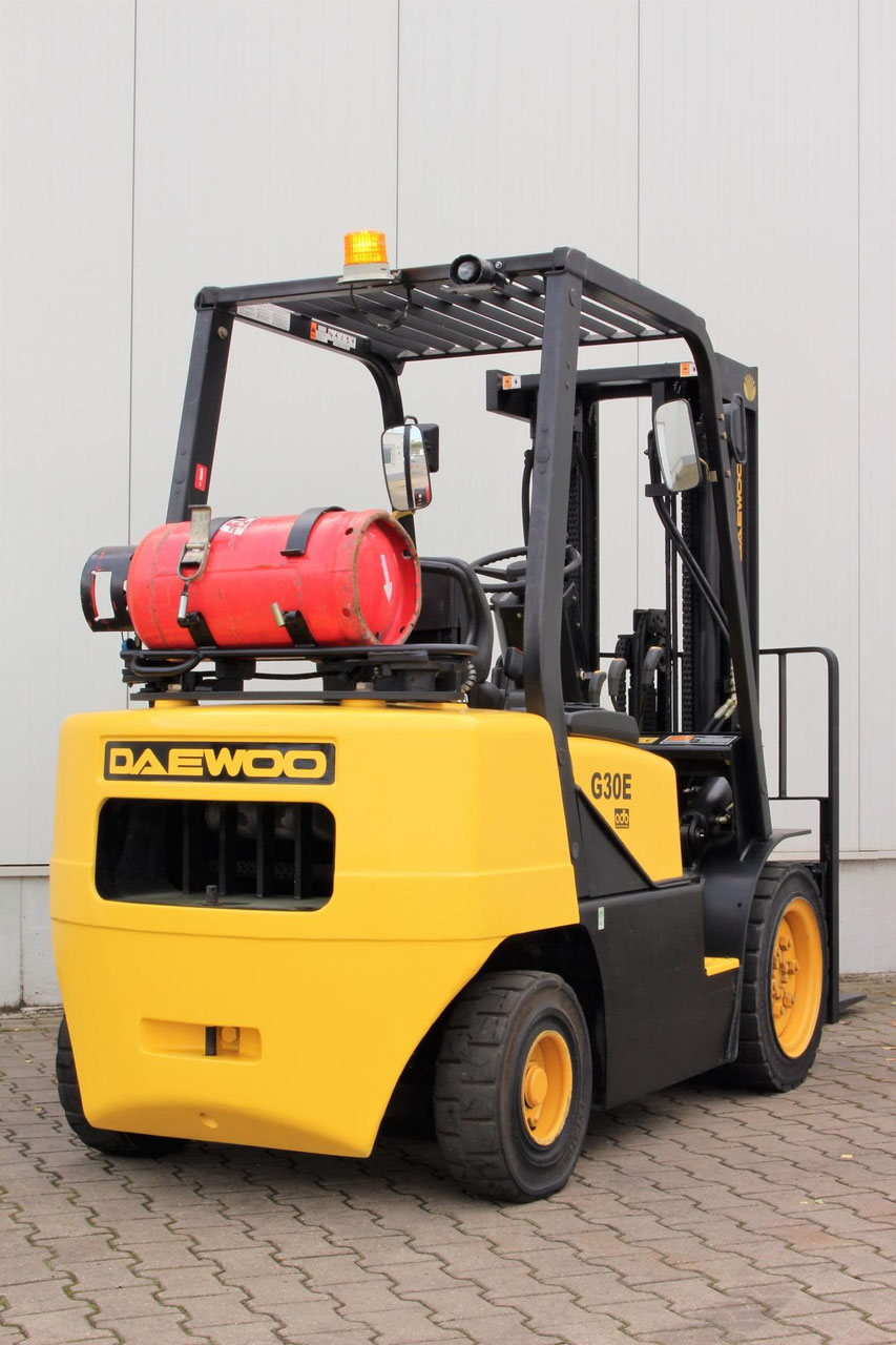 Daewoo G30E-3 Triplex - GG Gabelstapler GmbH