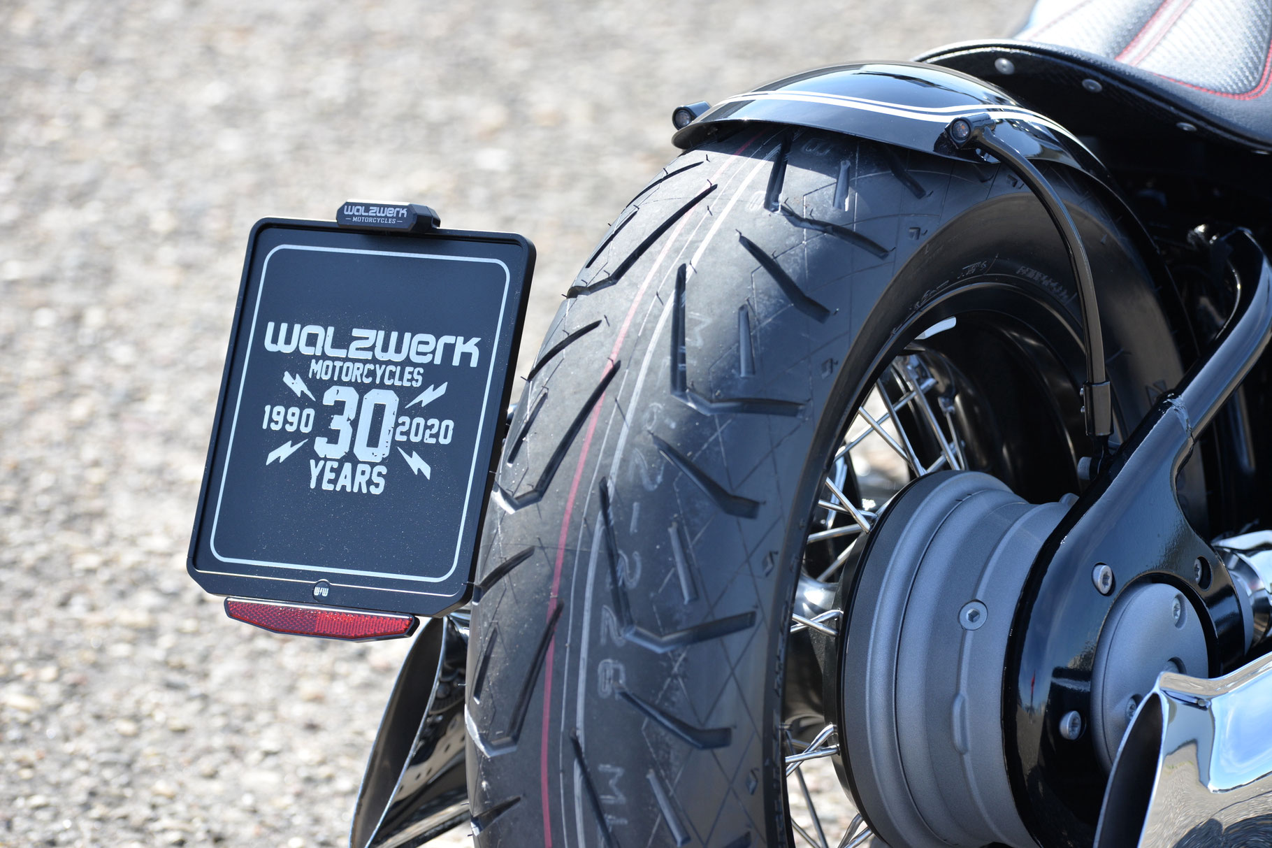 WalzWerk® Side Mount License Plate Bracket for BMW R18 - WalzWerk ...