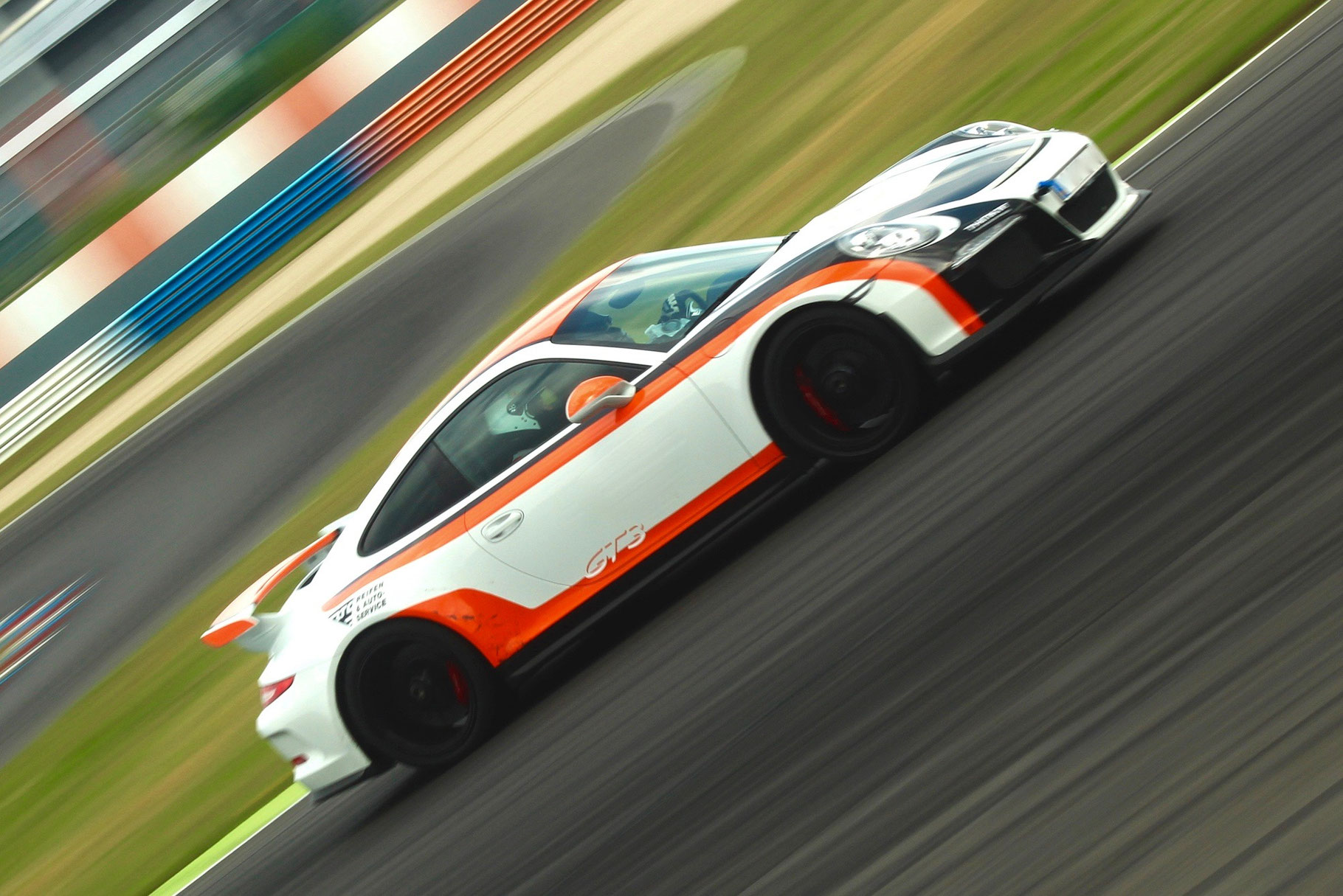 Rennstrecken Motorsport Event Spreewaldring nahe Berlin! - Formel 1 ...