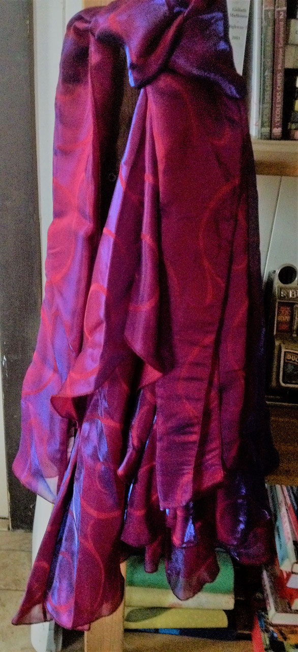 Robe de soirée - Site artbassinfrancogenevois.ch