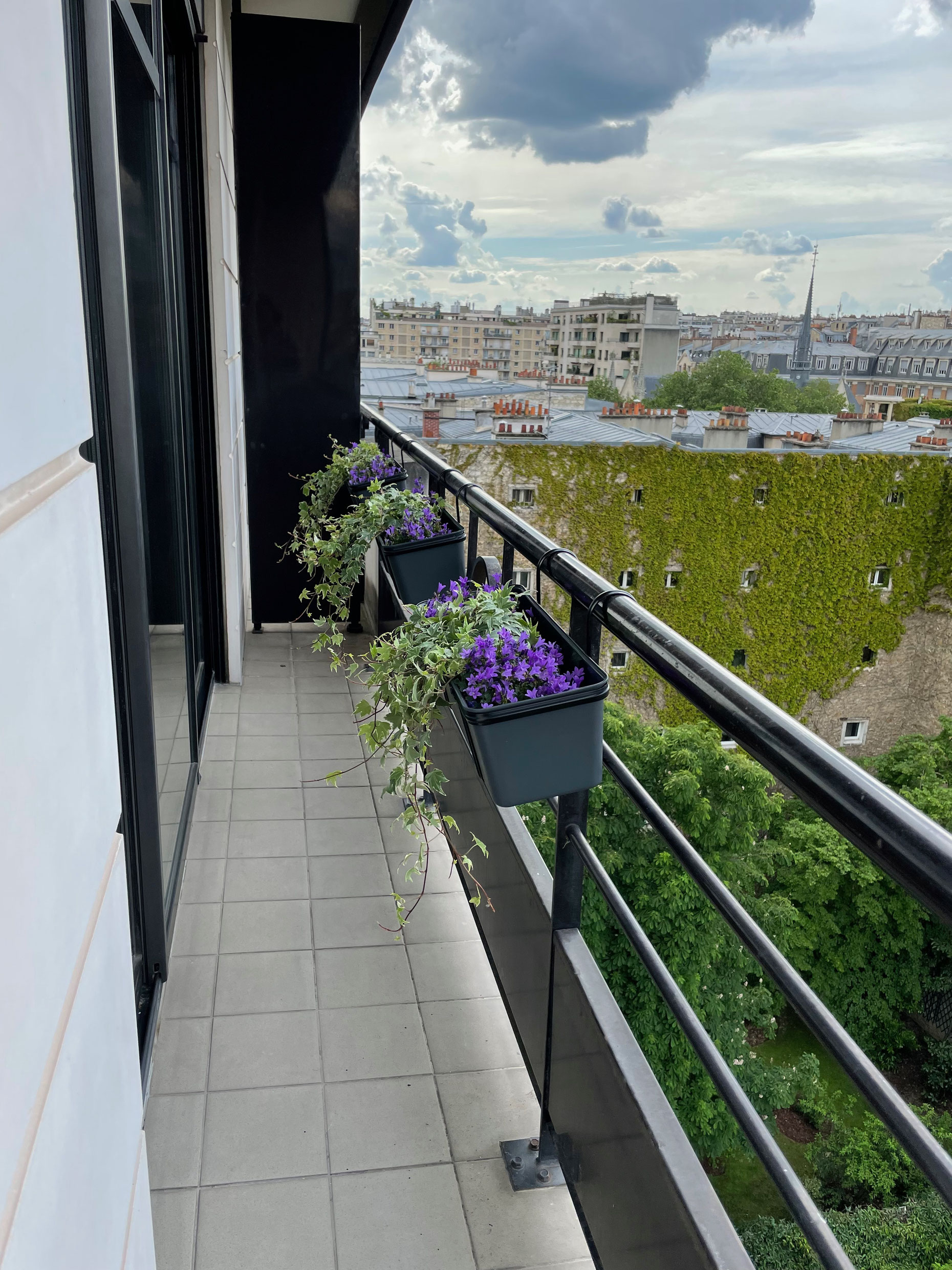 Balcons filants sur les 2 niveaux - Site de duplex-atelier-paris-xvi