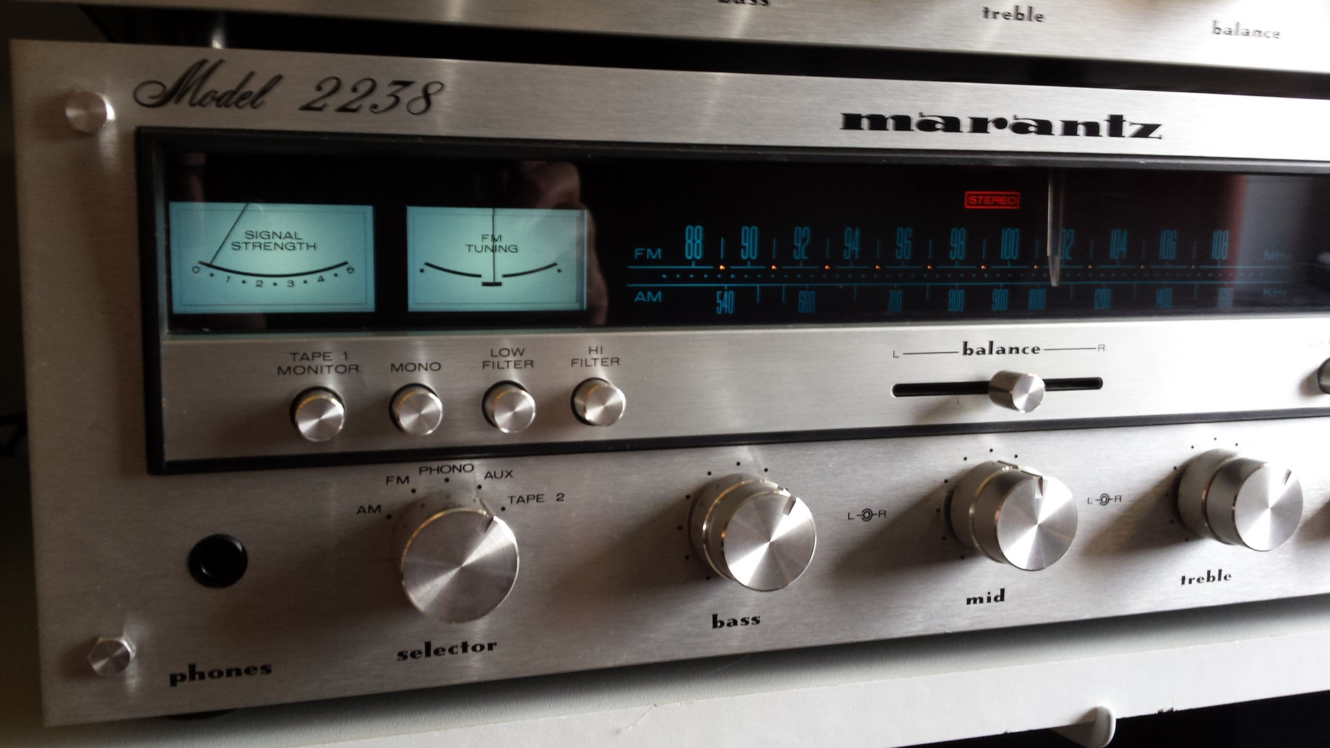 Review Marantz Model 2238 Stereophonic Receiver - De website van mooiehifi!