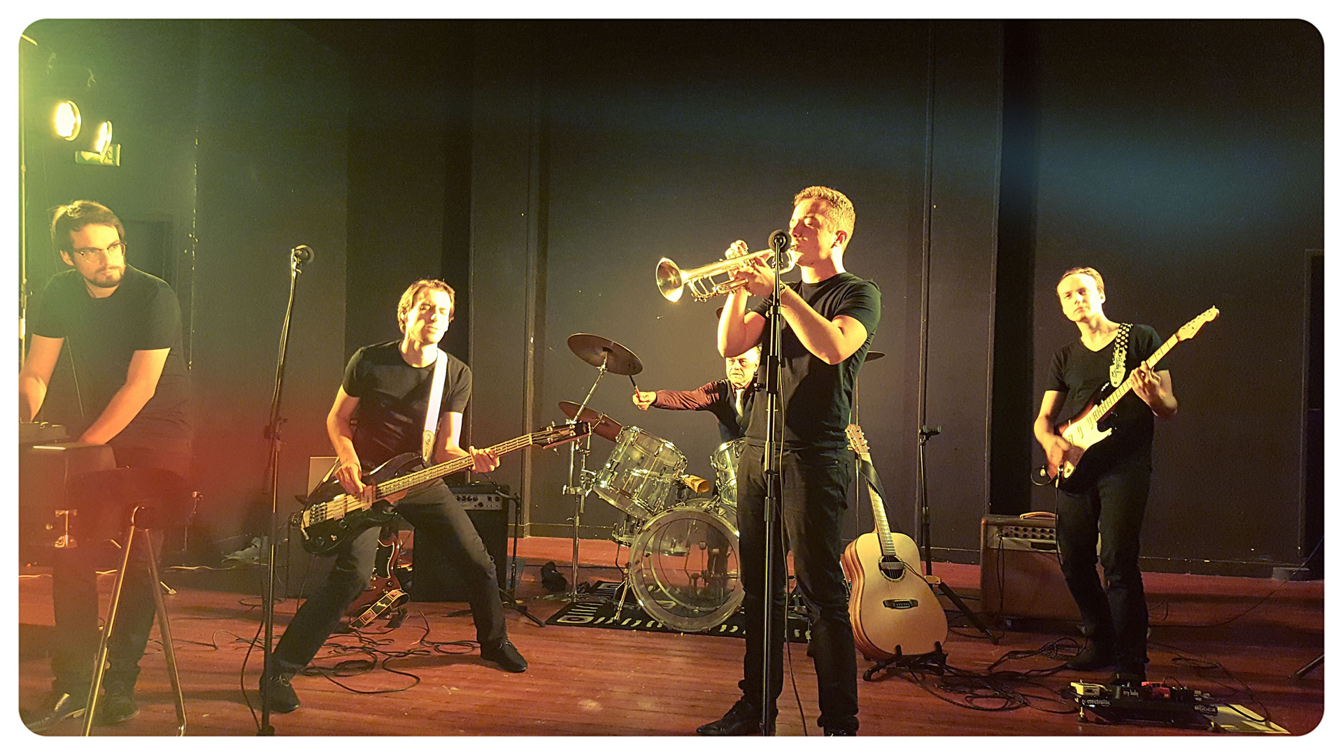 La troupe - Site de toutestvrai