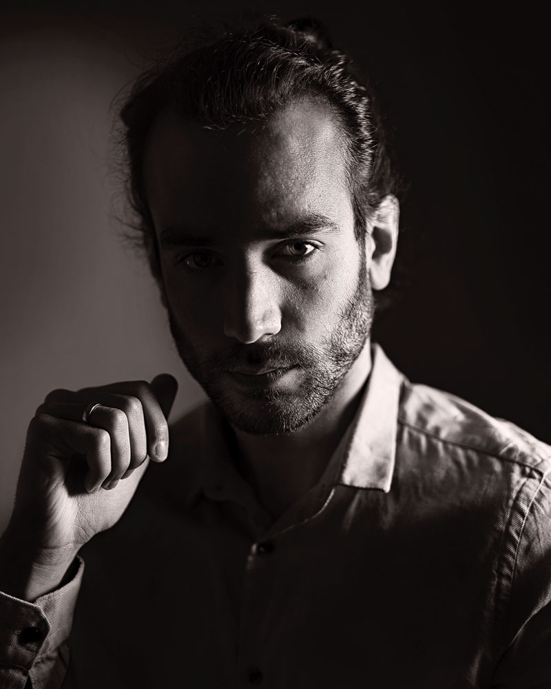 Syed Sheraz Saqib Ahmed - Homepage DARK LAMP