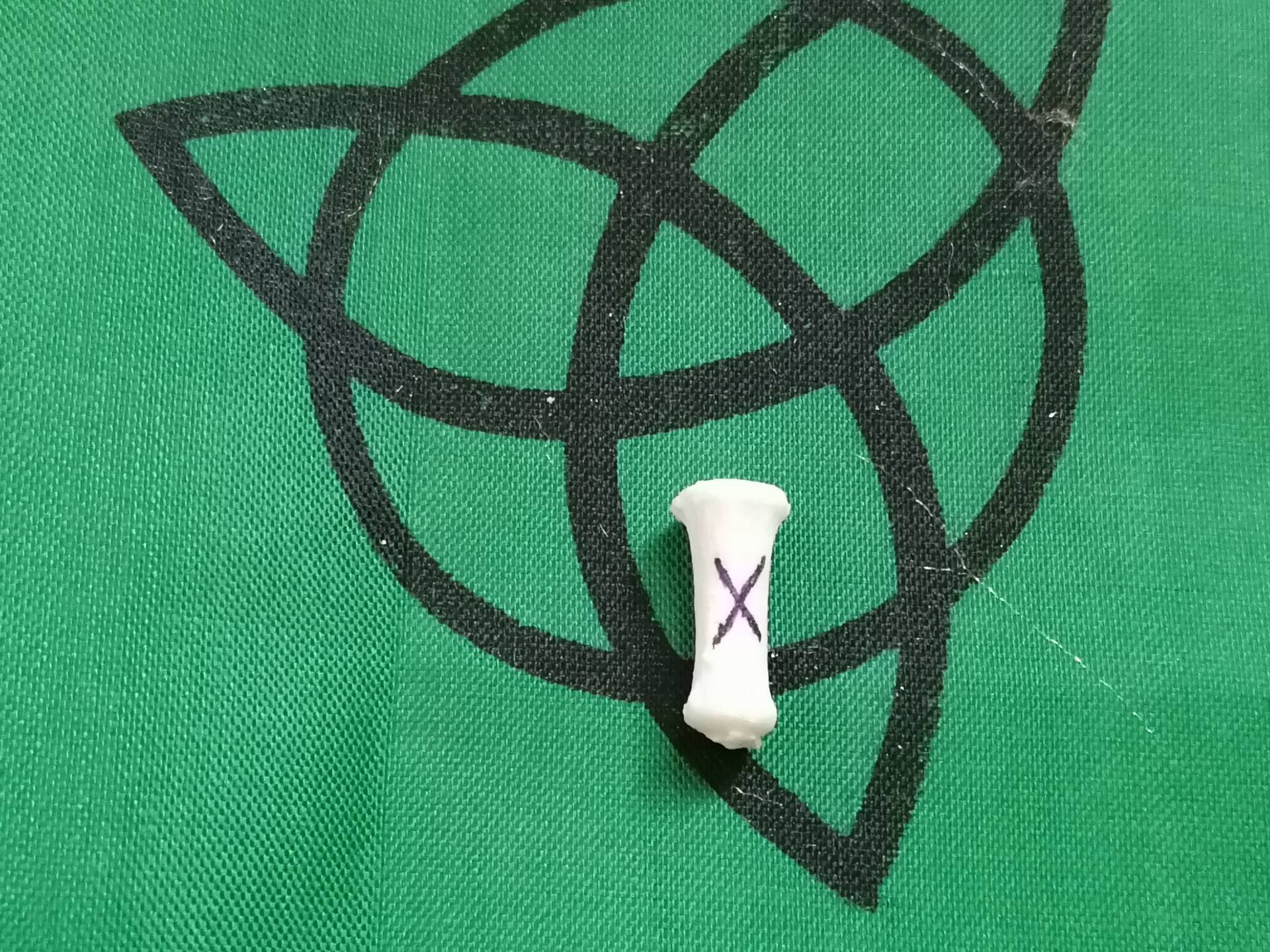 Die Rune Gebo - Rusalkas Hexentanz- Altes Wissen, Heilsteine und Magie