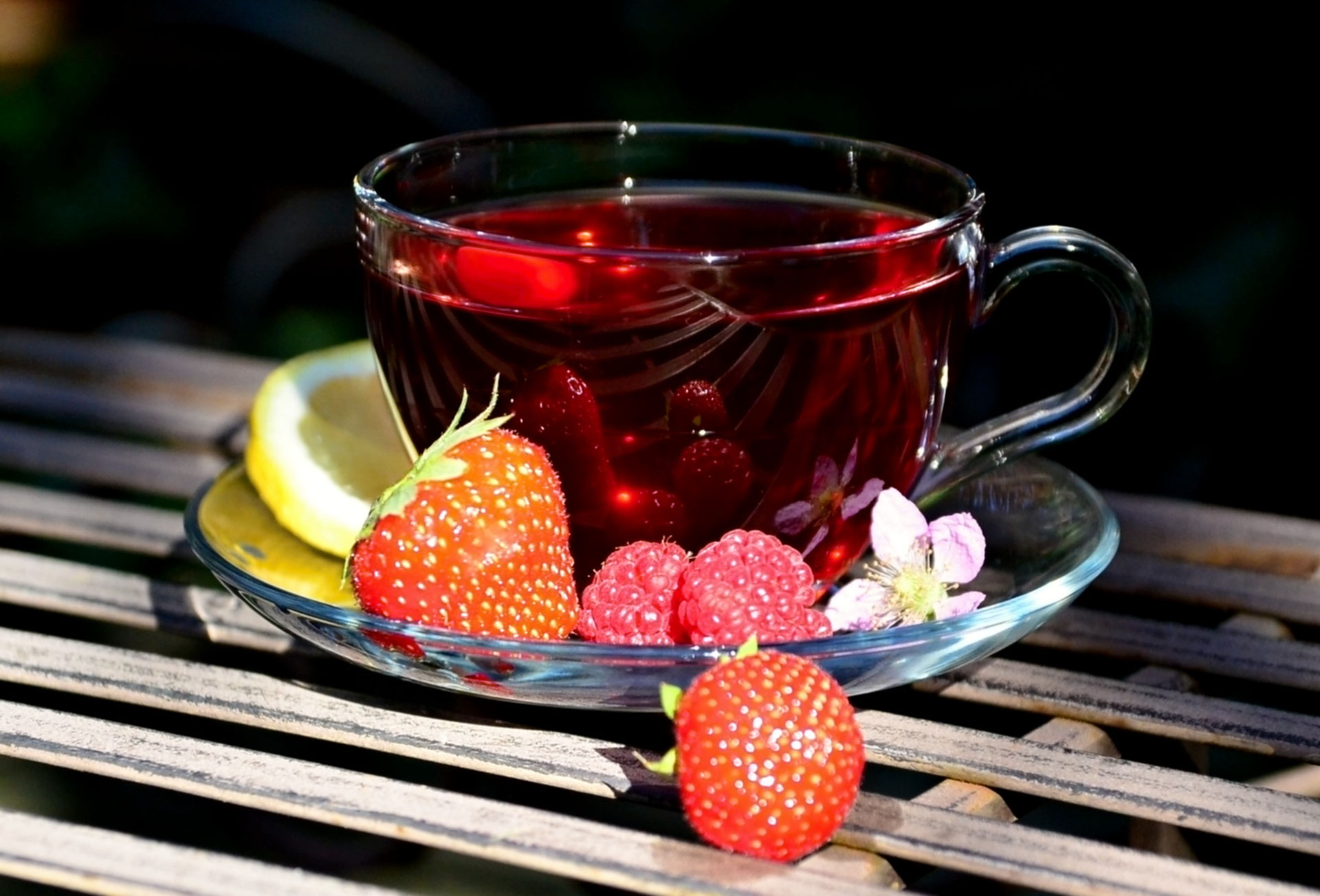 Früchtetee aromatisiert - Ätherische Öle 100 % naturrein