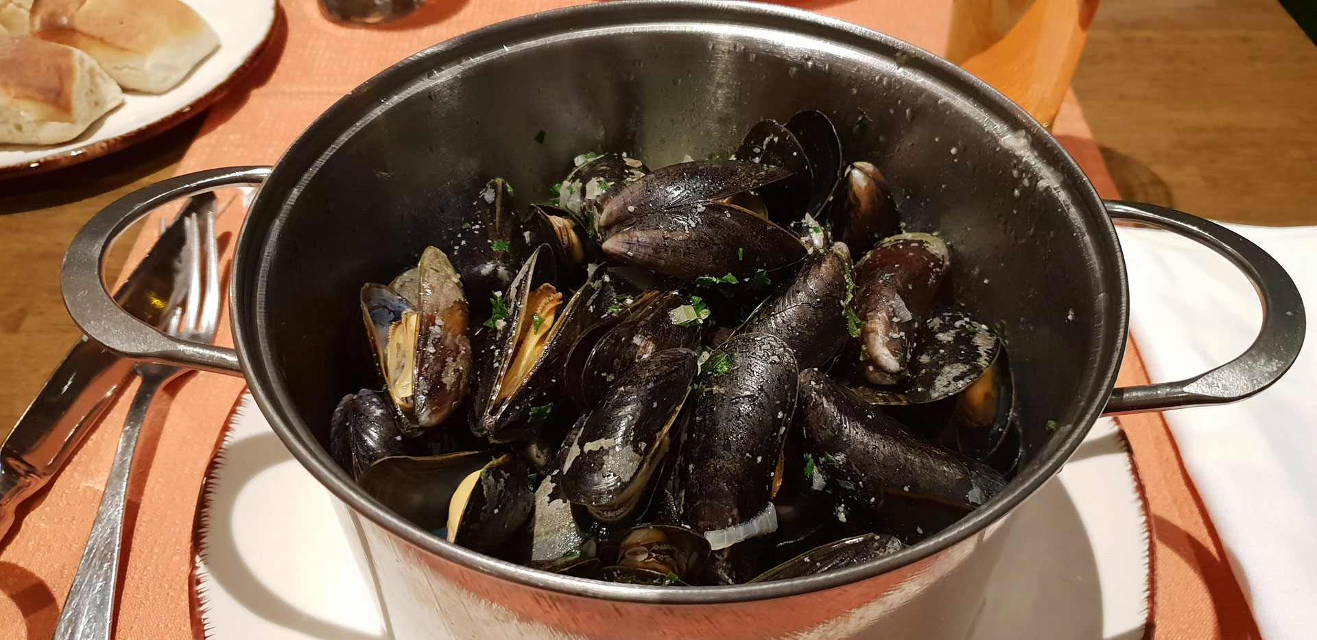 30. Januar 2019: Mein erstes Mal...Muscheln essen :-) - guinnessb4s ...