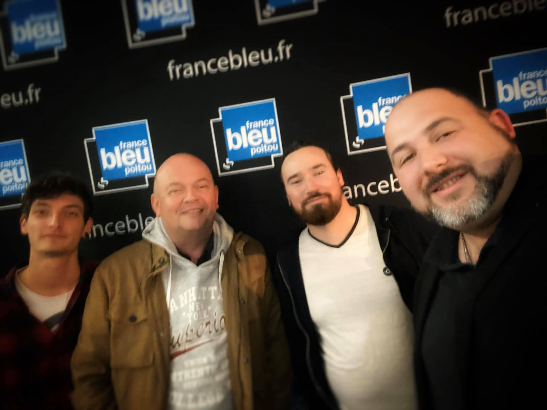 Un super moment sur France Bleu Poitou avec Pascal pour parler de nos ...