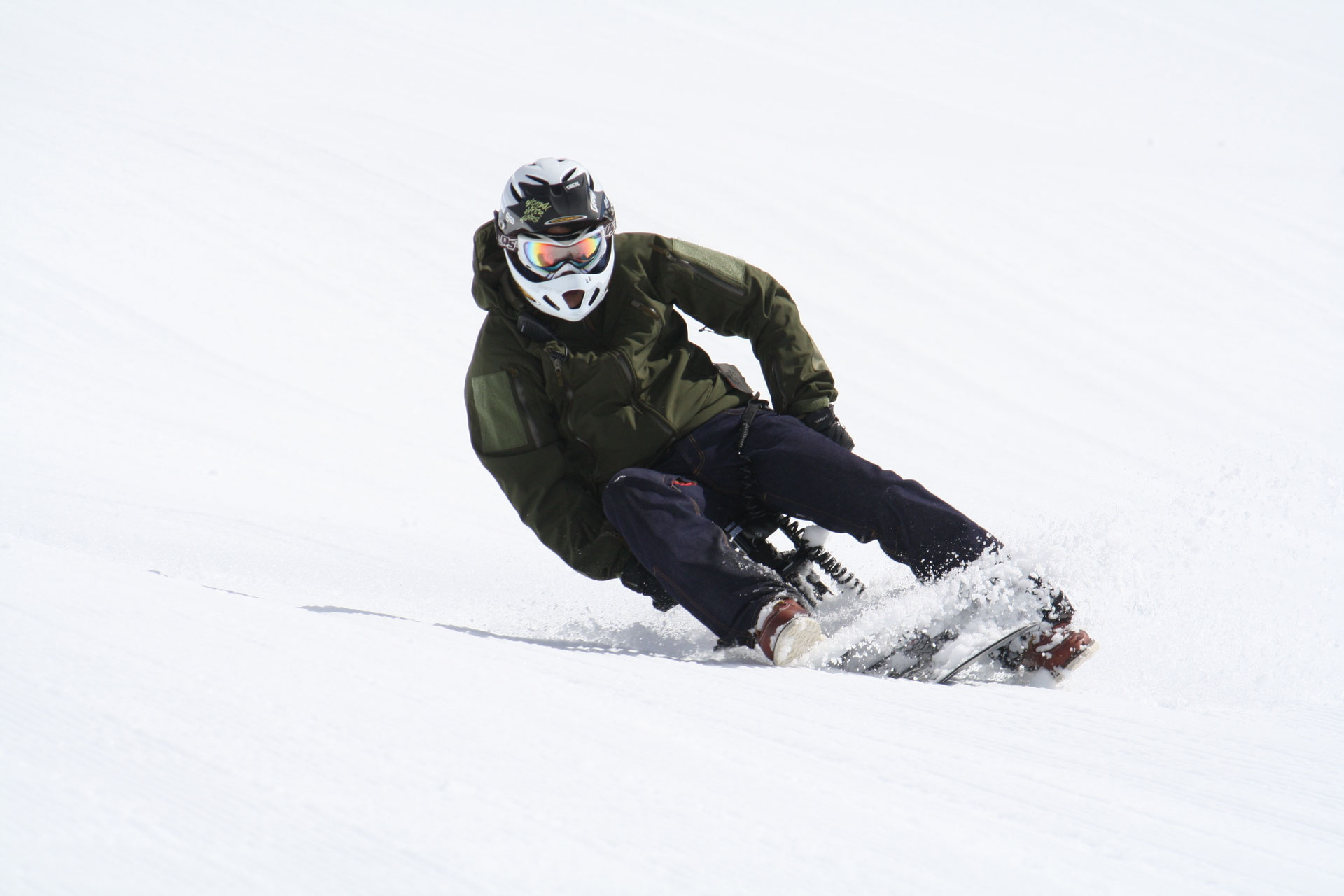スノーバイクのように滑ろう。スノボにつけて誰でも簡単に雪上を滑れる「Swaky」 - joinswakyfun