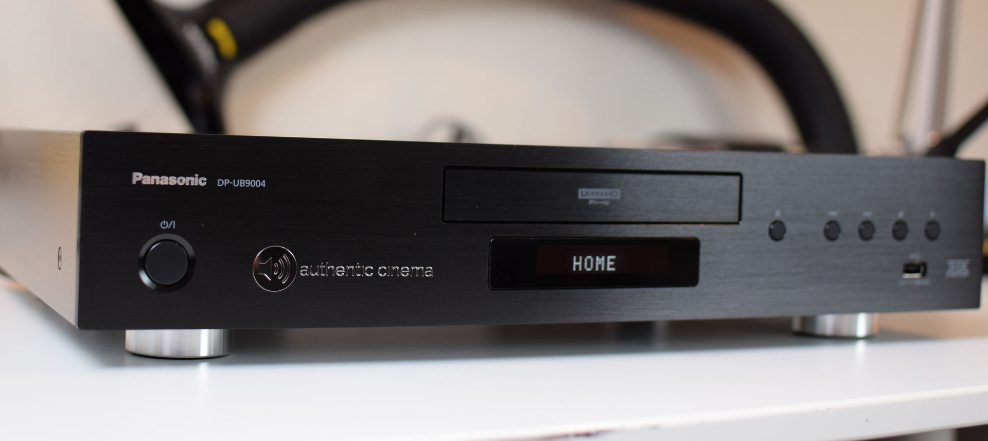 Panasonic DP-UB9004 DP-UB9000 - authentic cinema