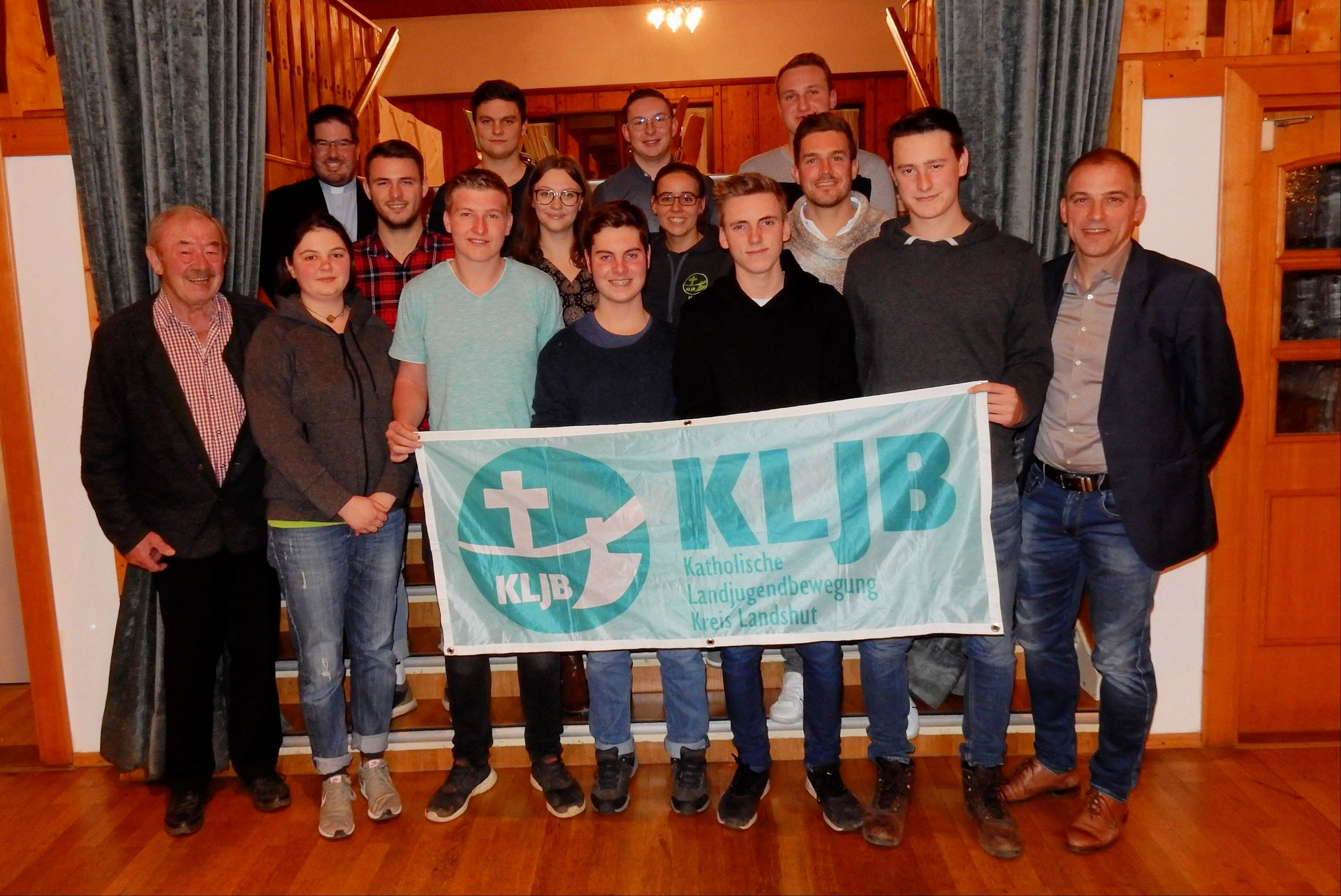 Gründung der KLJB Hinterskirchen/Neufraunhofen - Pfarrverband Velden an der Vils