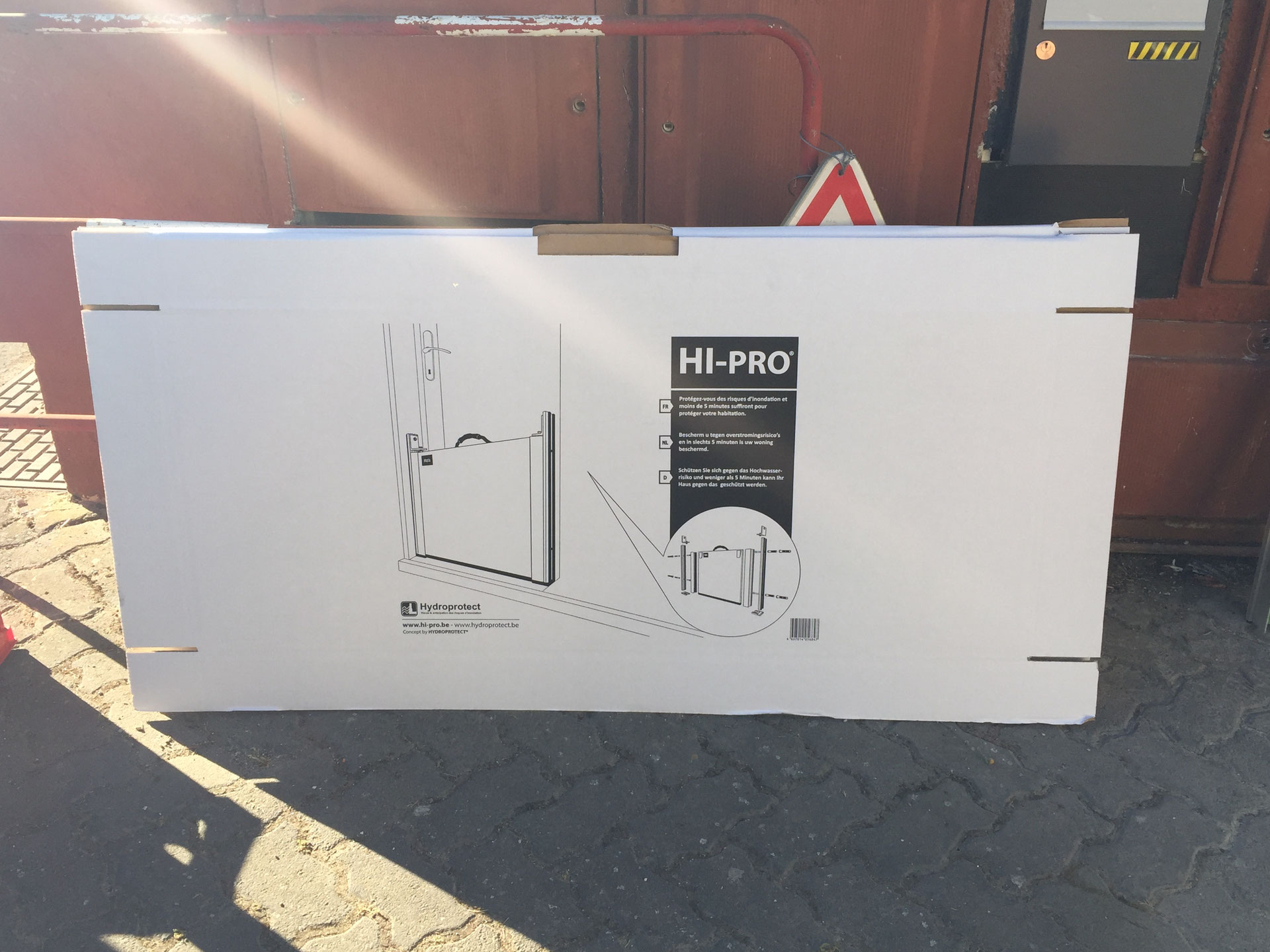 Batardeau barrieres anti inondation installation video - HYDROPROTECT ...