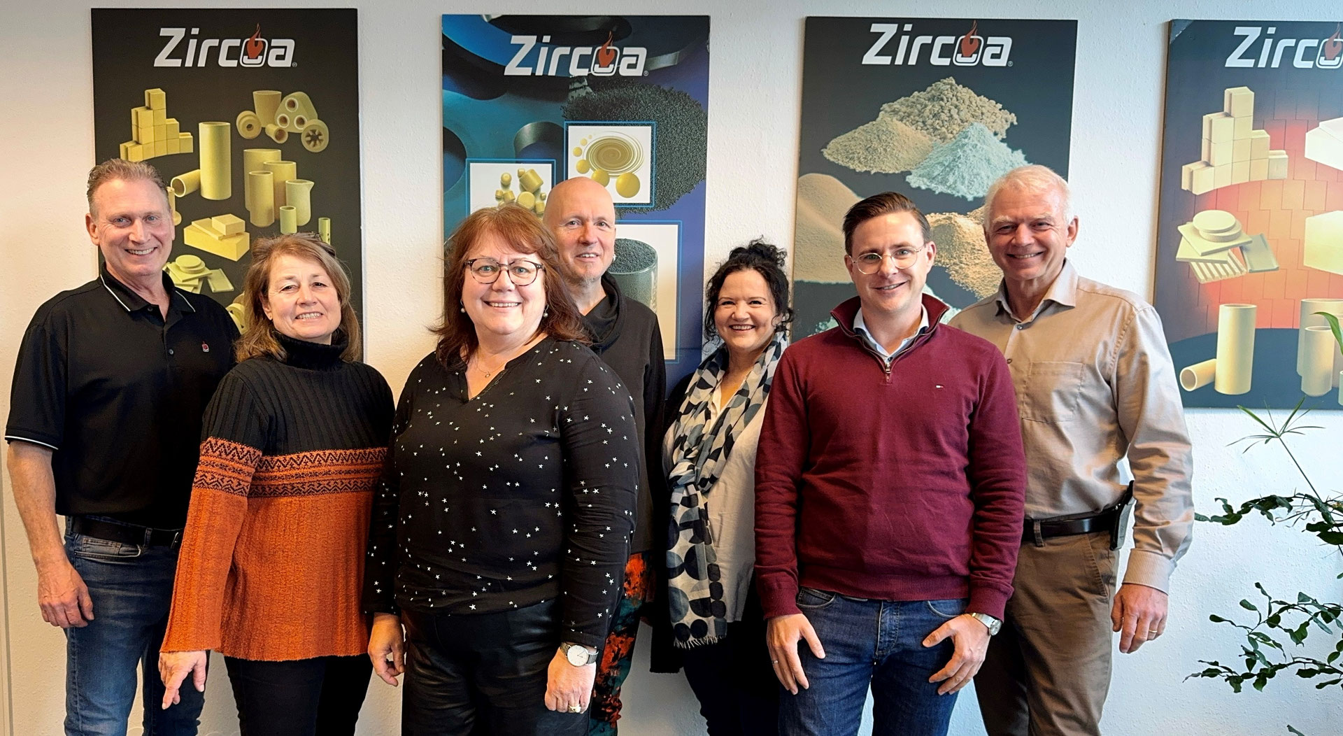 Das Team der Zircoa GmbH - Ihr Zirkonoxid-Experte, weltweit