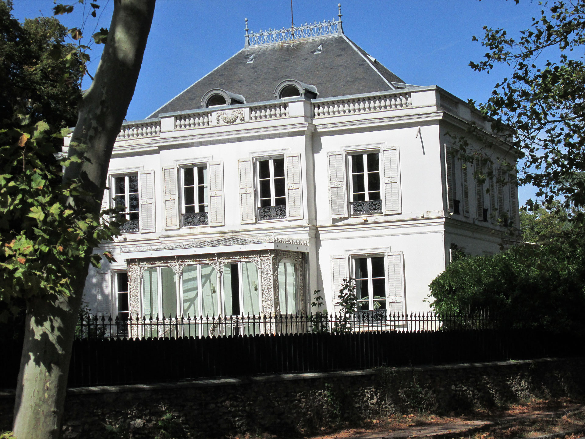 D'autres belles demeures à Maisons-Laffitte - Locations meublées à ...
