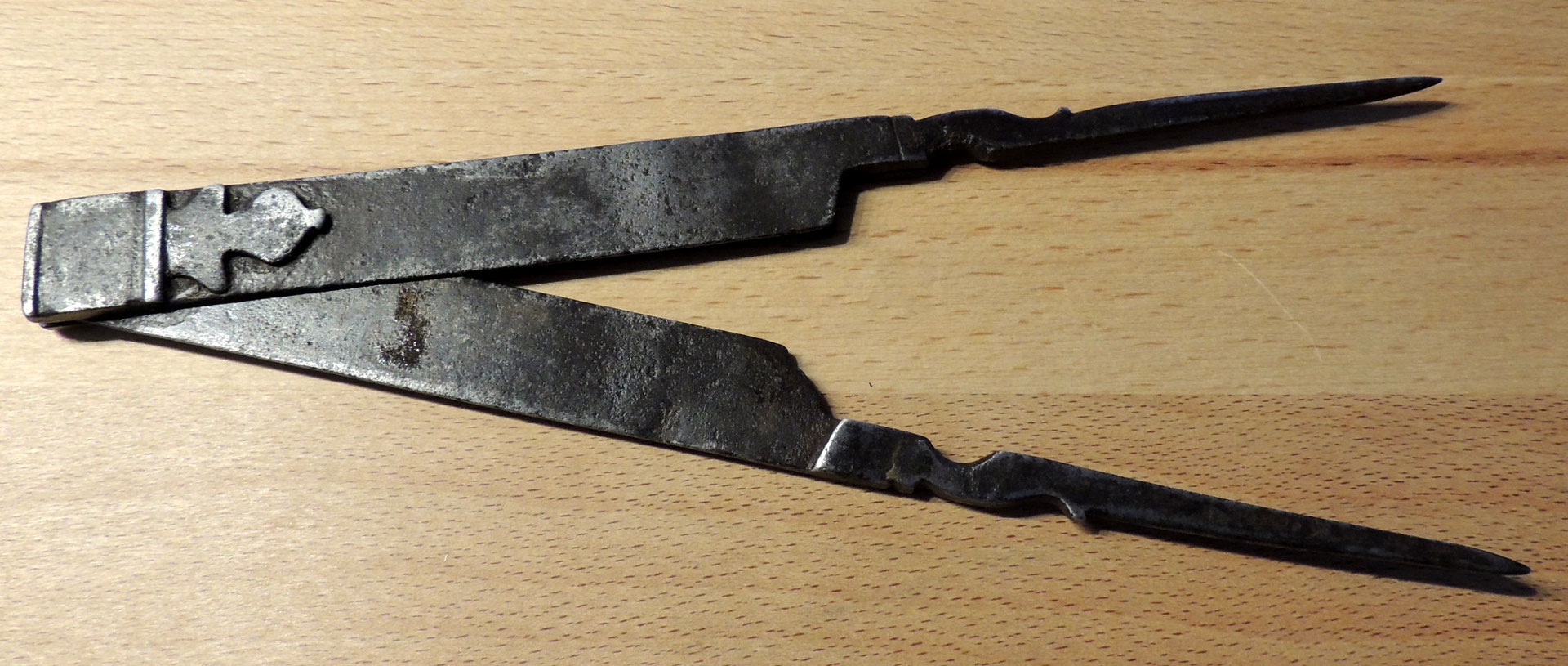 Iron Divider, 17th c - Geometricum Old Scientific Instruments for sale