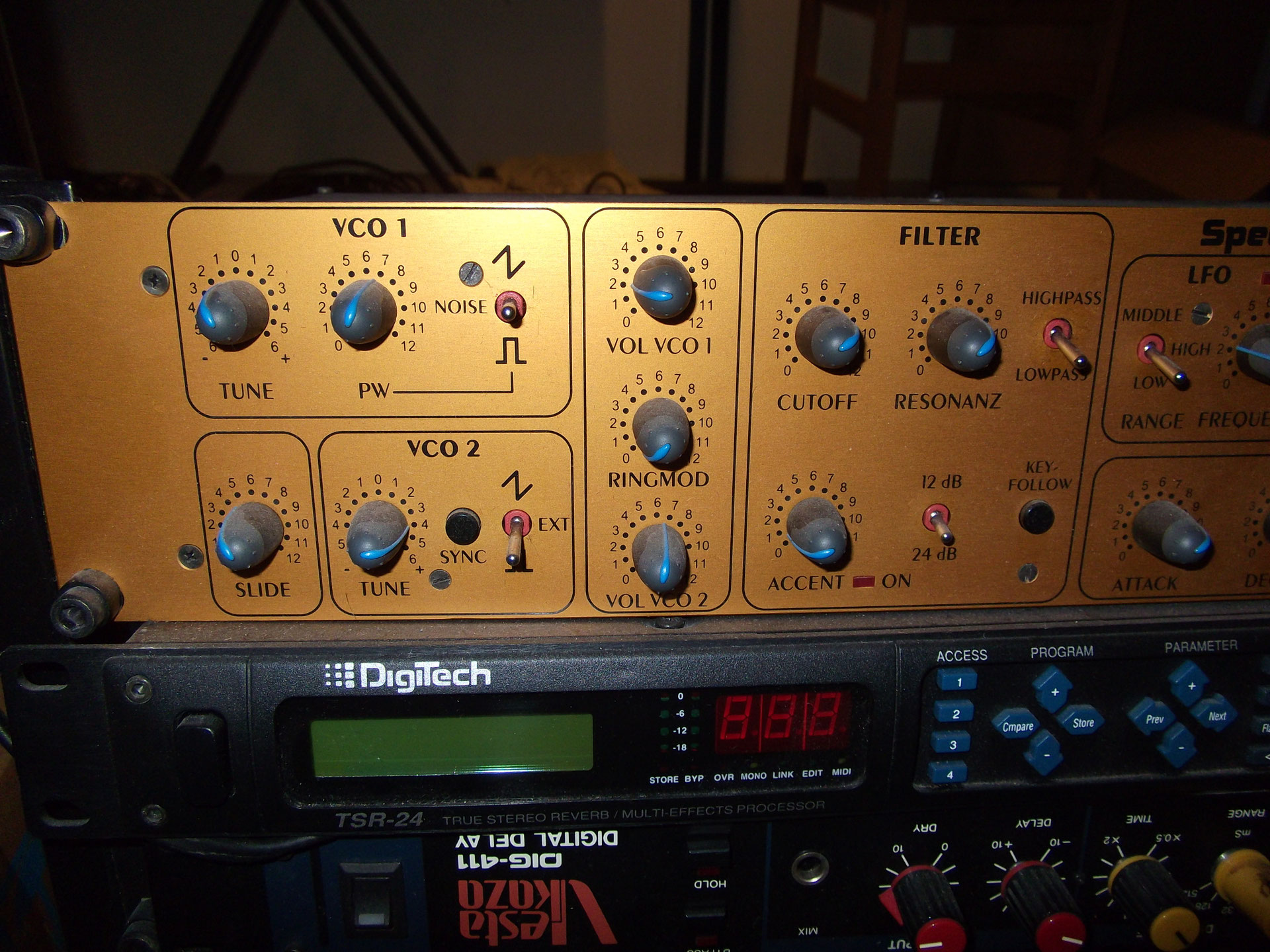 Spectral Protone - Philipp von Wartburg