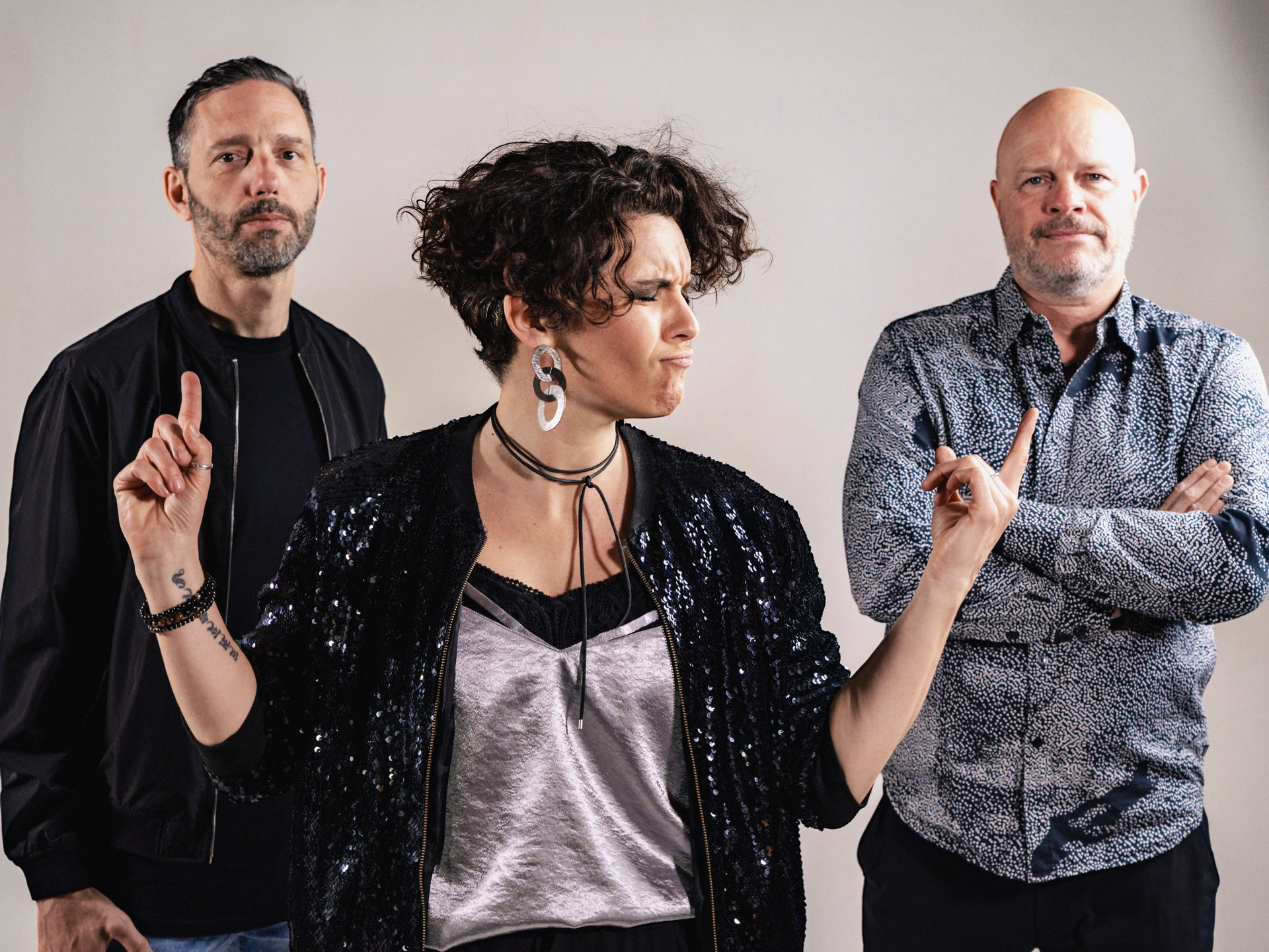 Jen-X Remix the Show - JEN-X Webseite!