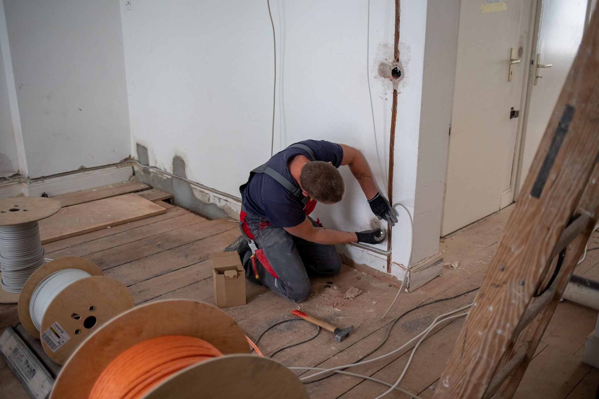 Elektrohelfer - Hischer Elektrotechnik alles rund um die ...