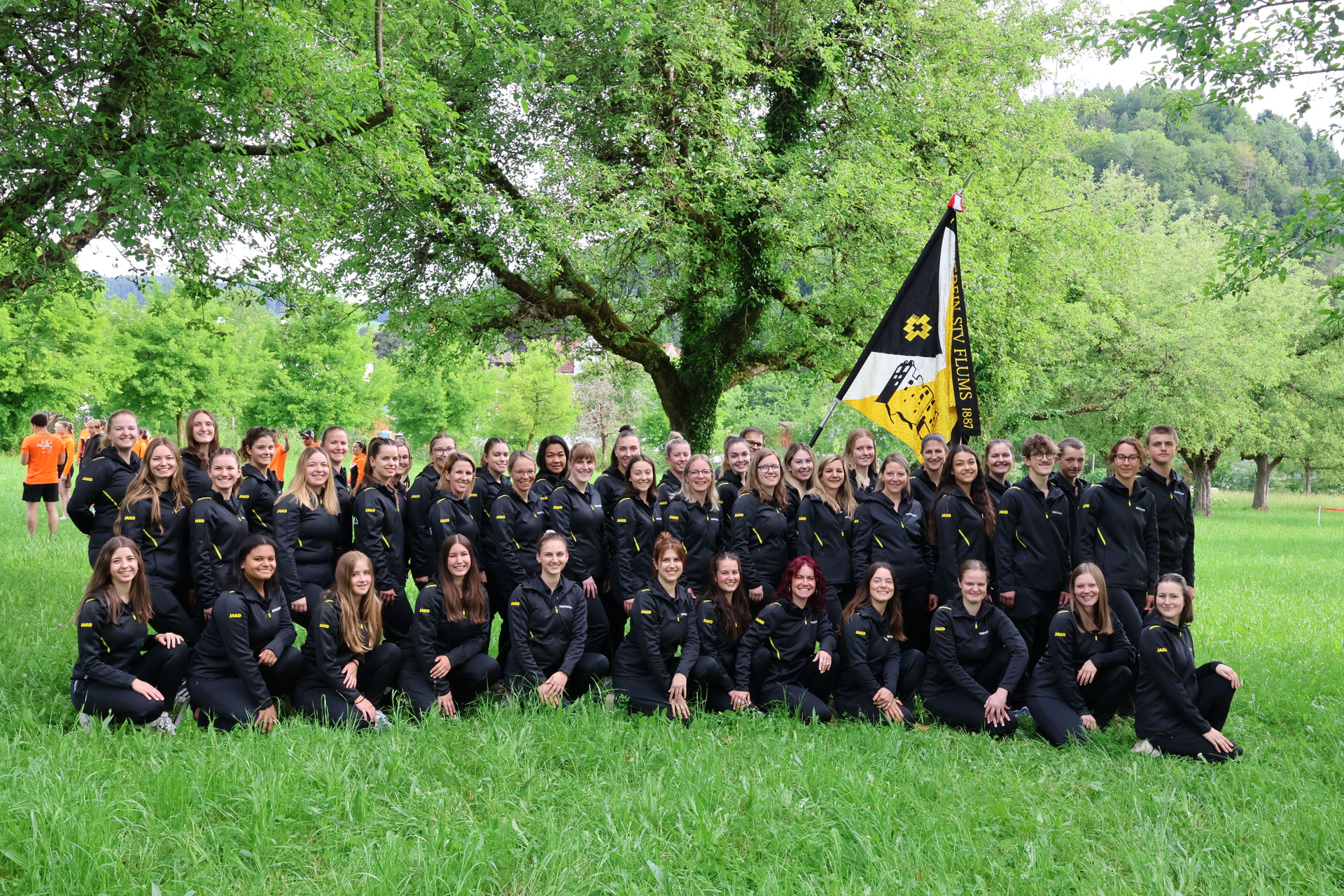 UNSERE JUGEND- UND AKTIVRIEGEN - Turnverein STV Flums
