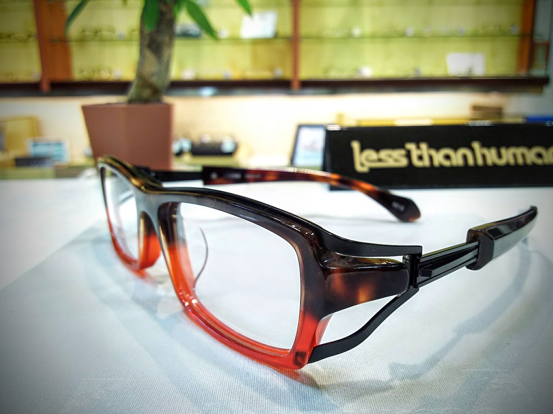 Less than human 新作が入荷しました。 - optica morikawa