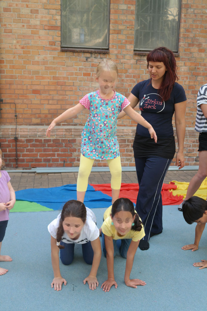 vita - https://kunstquappe.jimdo.com