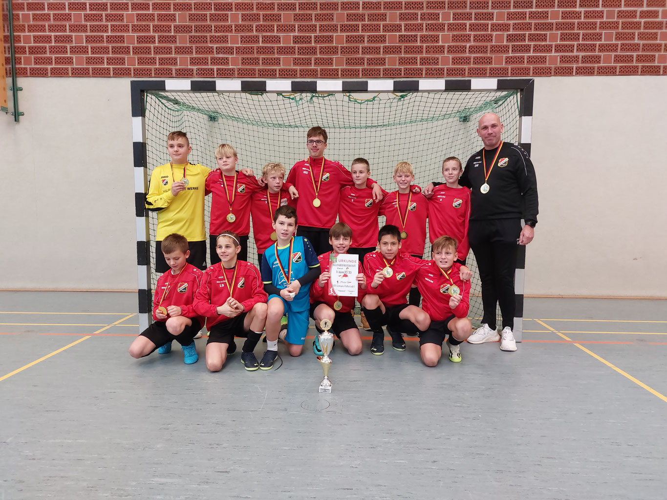Fußball Nachwuchs: ... D1 mit Meistertitel, D2 mit starkem Auftritt ...