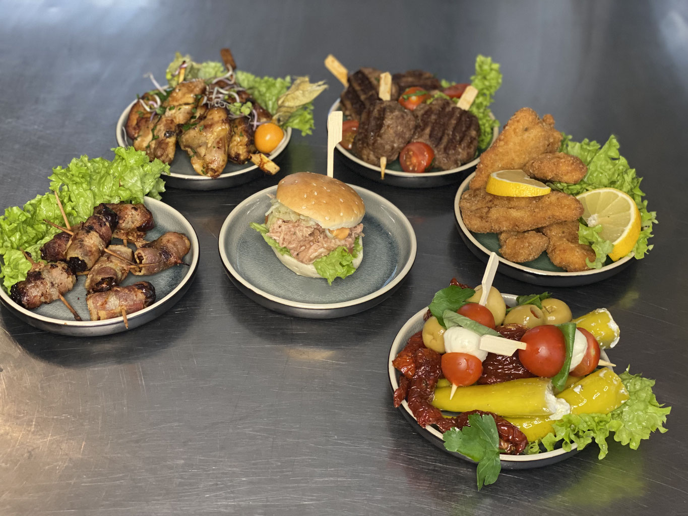 Overnight Box "Grill grillgia" - Tapas Buffet - Catering - Fingerfood ...