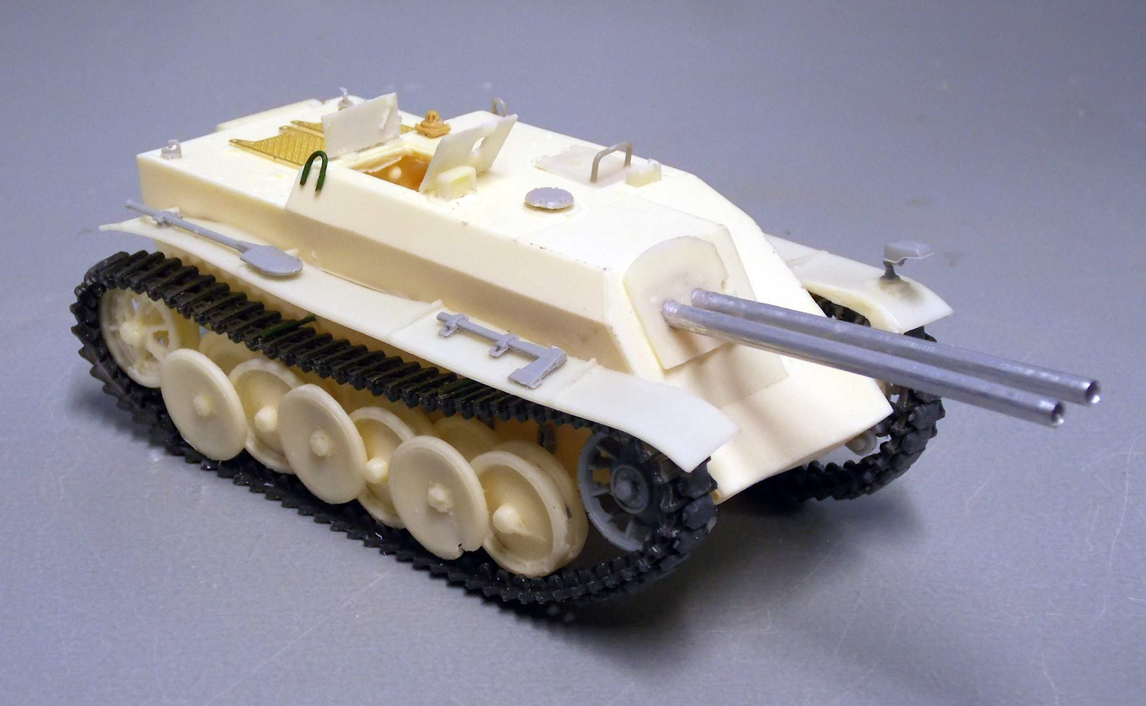 E5 "Rutscher" - www.panzer-bau.de/diorama/militär/1:35