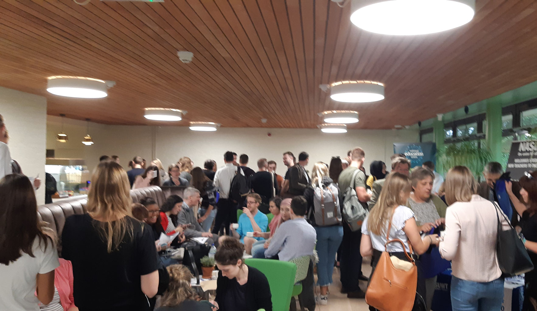 A busy morning - chlibrariansatoxs Webseite!