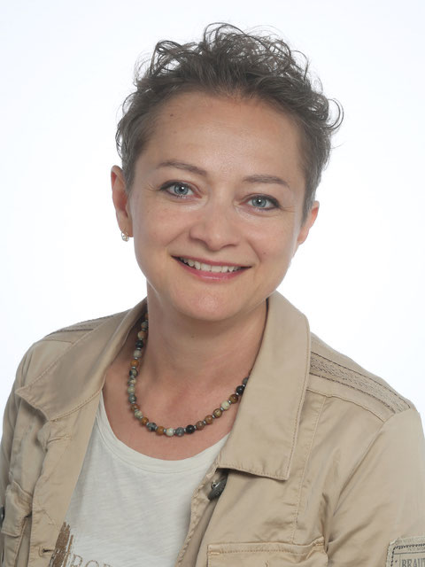 Caroline Keller's Instagram, Twitter & Facebook on IDCrawl