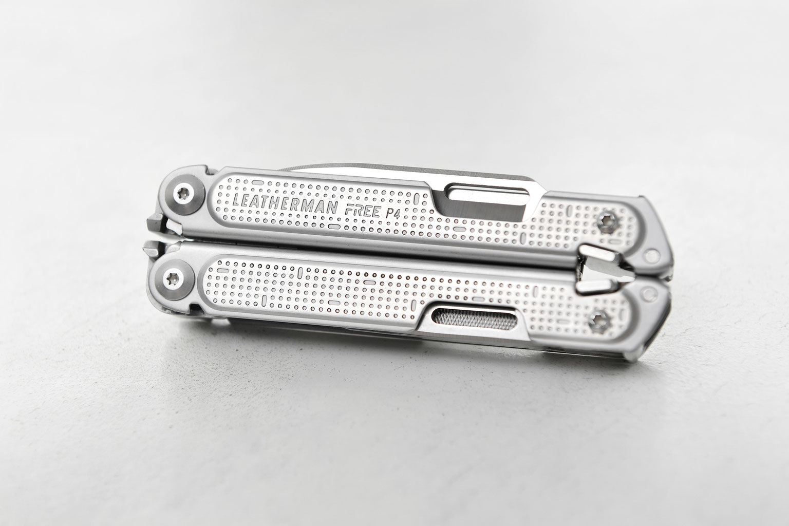 Leatherman Free P4 Eng - Fred Guerdin Photographer
