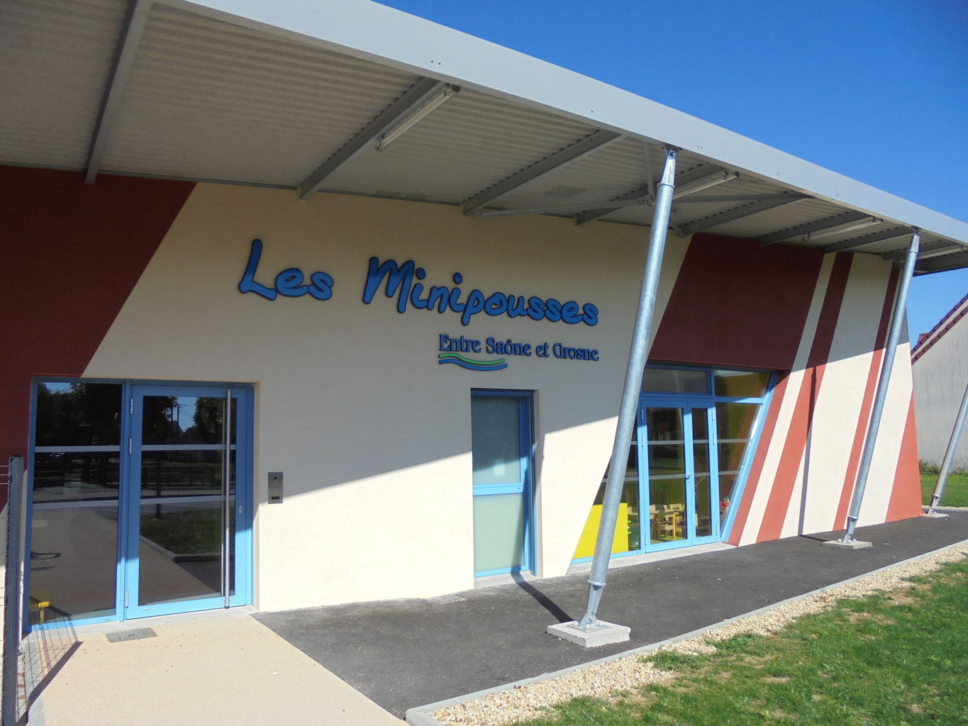 La micro-crèche LES MINI POUSSES à St-Ambreuil - Communauté de Communes ...