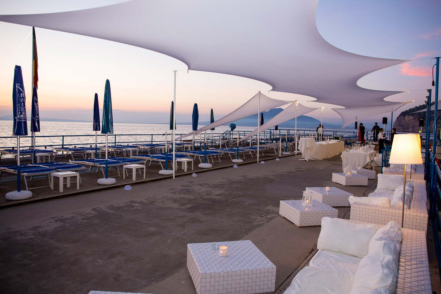 3 Resort Design Looks to inspire your next holiday - amalfistyle