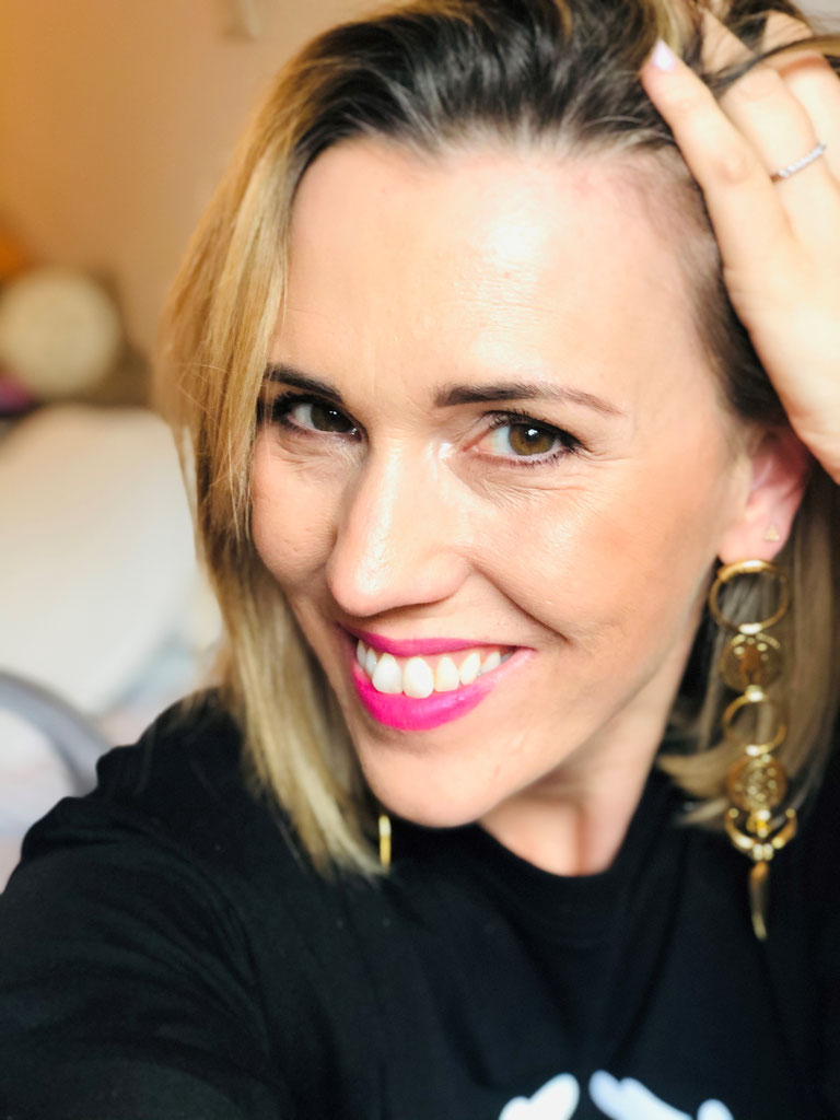 Caroline Mohr's Instagram, Twitter & Facebook on IDCrawl