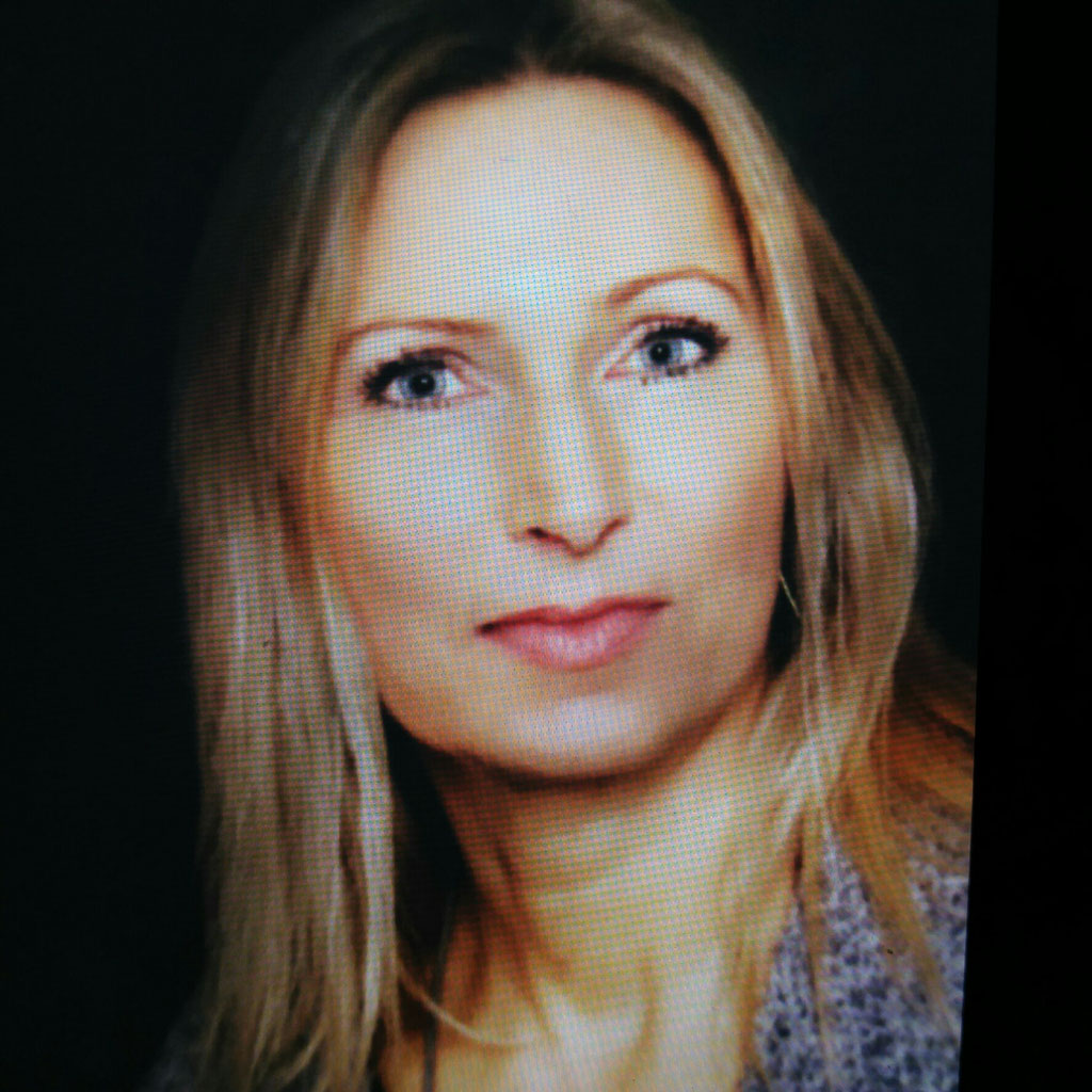 Susan Ecker's Instagram, Twitter & Facebook on IDCrawl